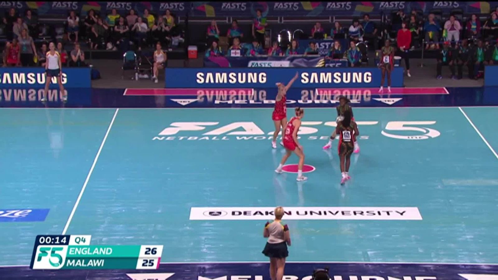 Dramatic defeat for England | Netball News | Sky Sports