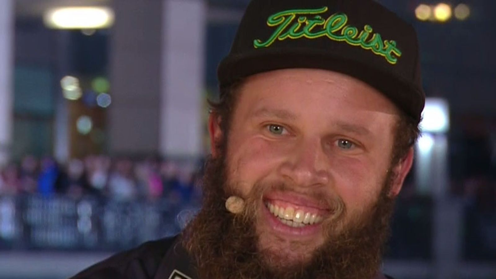 Hero Challenge: Andrew 'Beef' Johnston beats Paul Dunne in Canary Wharf ...