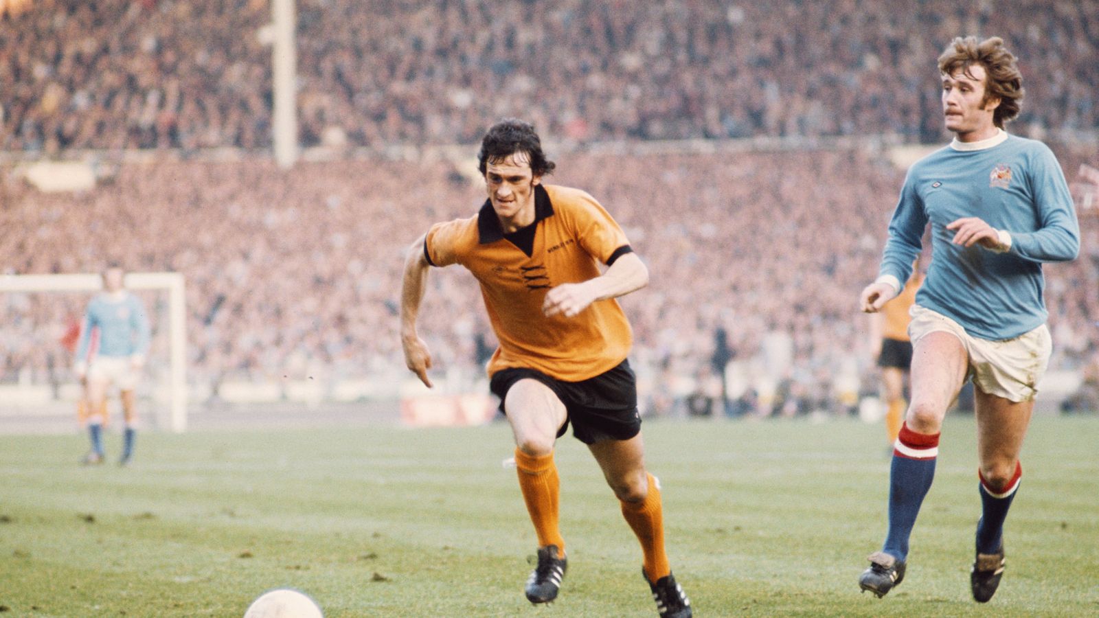 Kenny Hibbitt relishing the thought of Wolves reliving their glory days ...