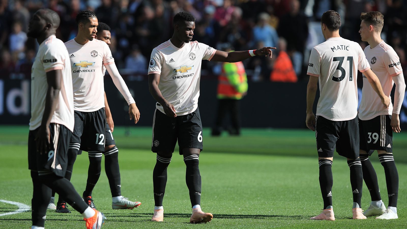 Saha: United strikers lack understanding | Football News | Sky Sports
