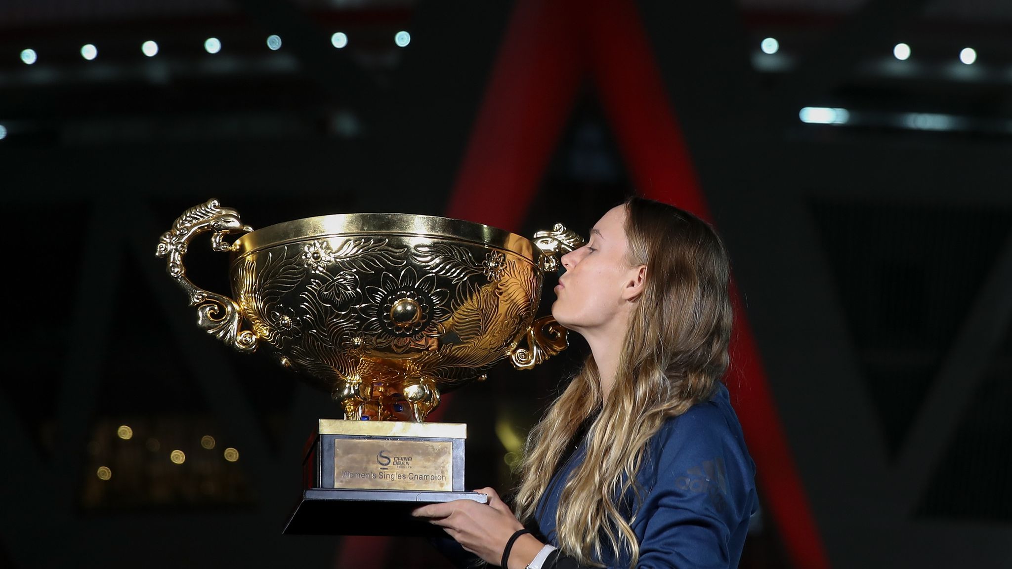 Caroline Wozniacki lifts China Open trophy | Tennis News | Sky Sports