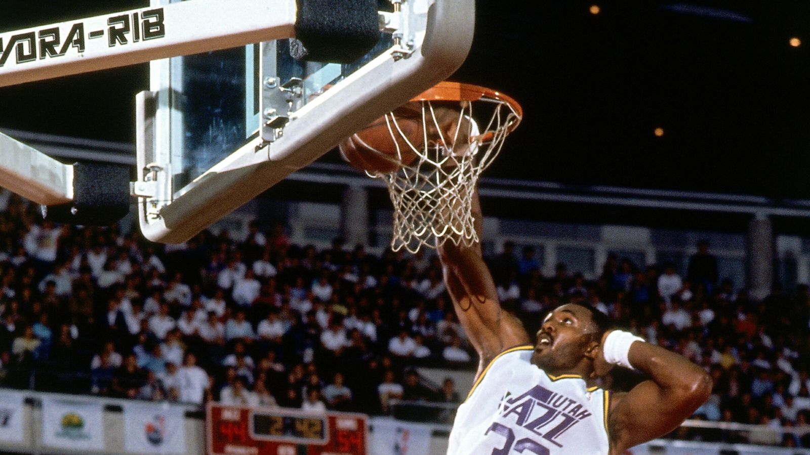 Aaron Gordon emulates NBA legend Karl Malone with 'Mailman' alley-oop ...