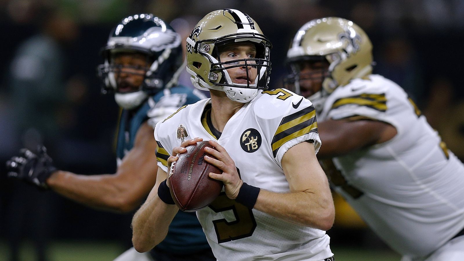 Philadelphia Eagles 7-48 New Orleans Saints: Drew Brees throws four TDs ...
