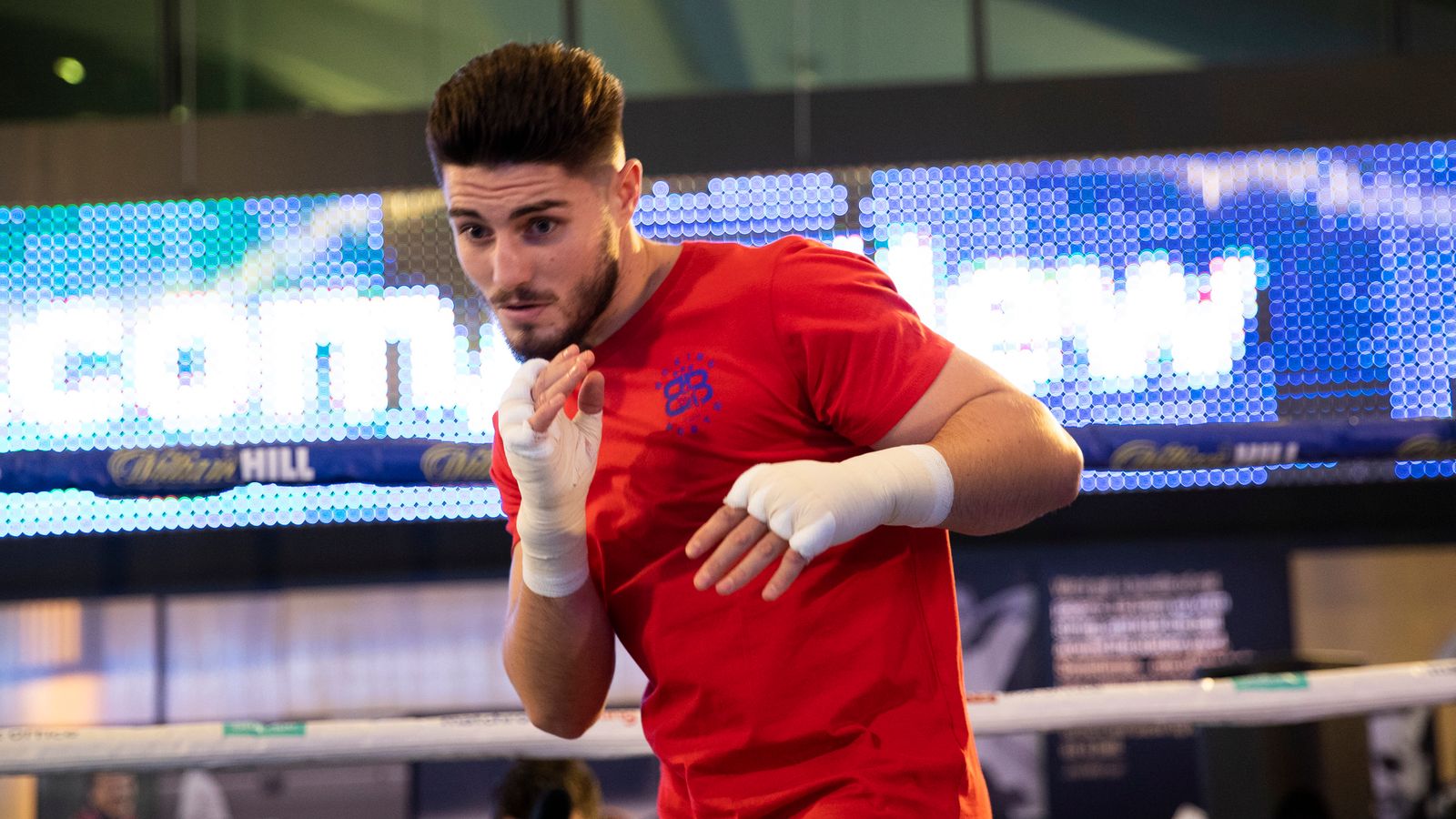 Usyk vs Bellew: Josh Kelly believes he can mix it with anyone as he ...