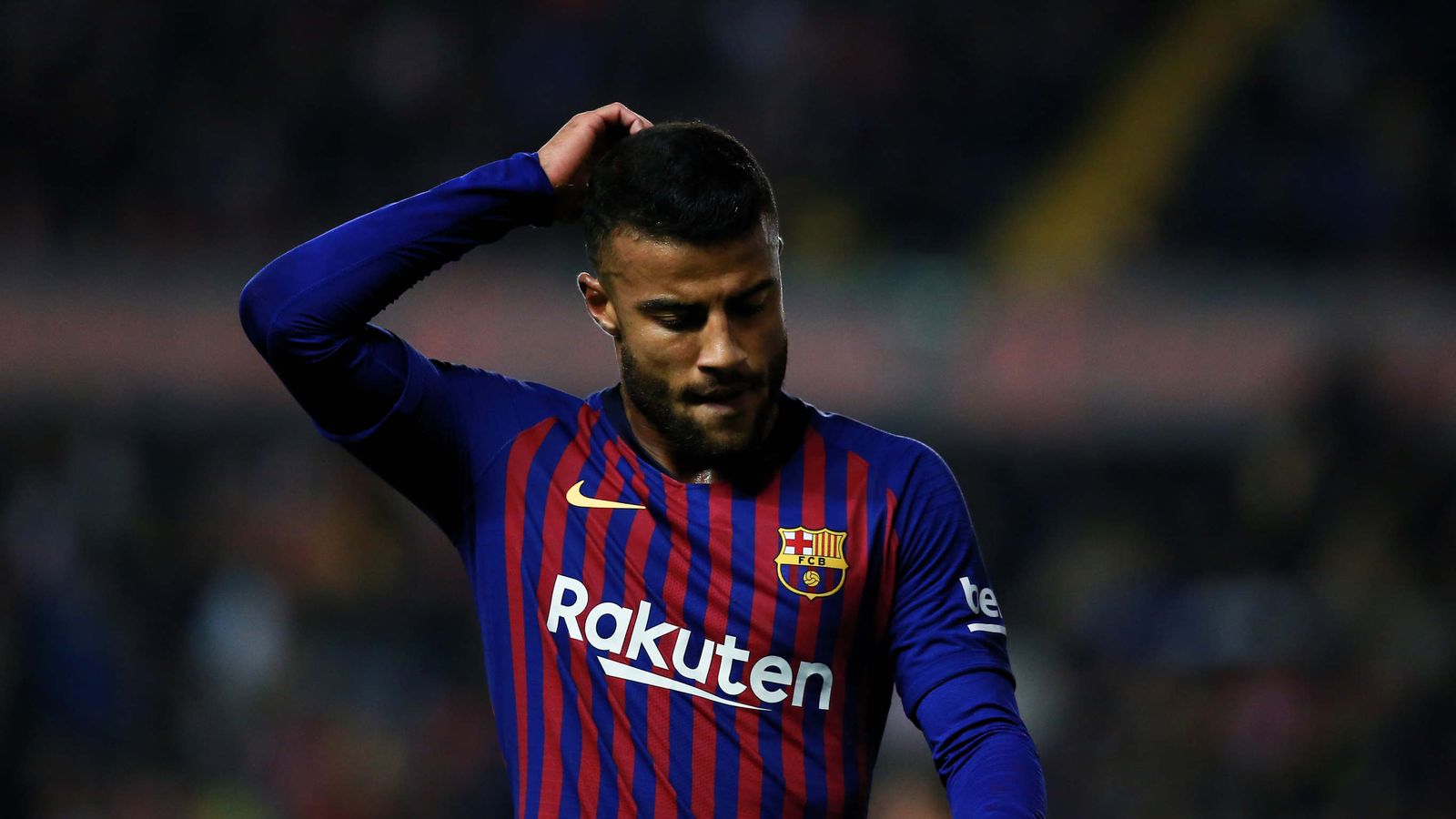 Barcelona's Rafinha out long-term with knee ligament injury, Sergi ...