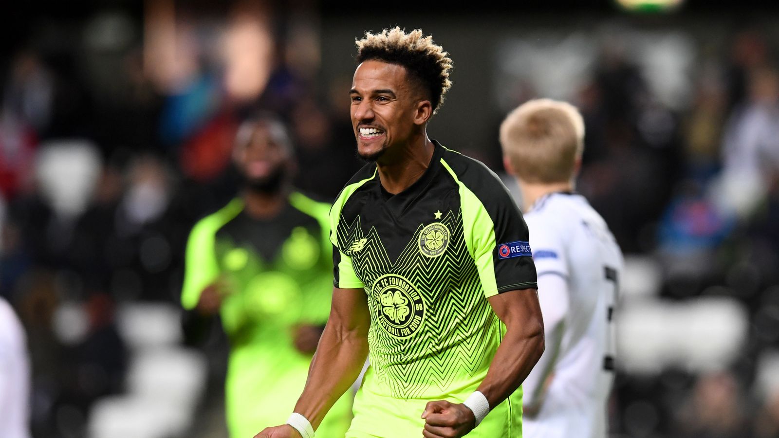 Rosenborg 0-1 Celtic: Scott Sinclair header sees Celtic close on Europa ...