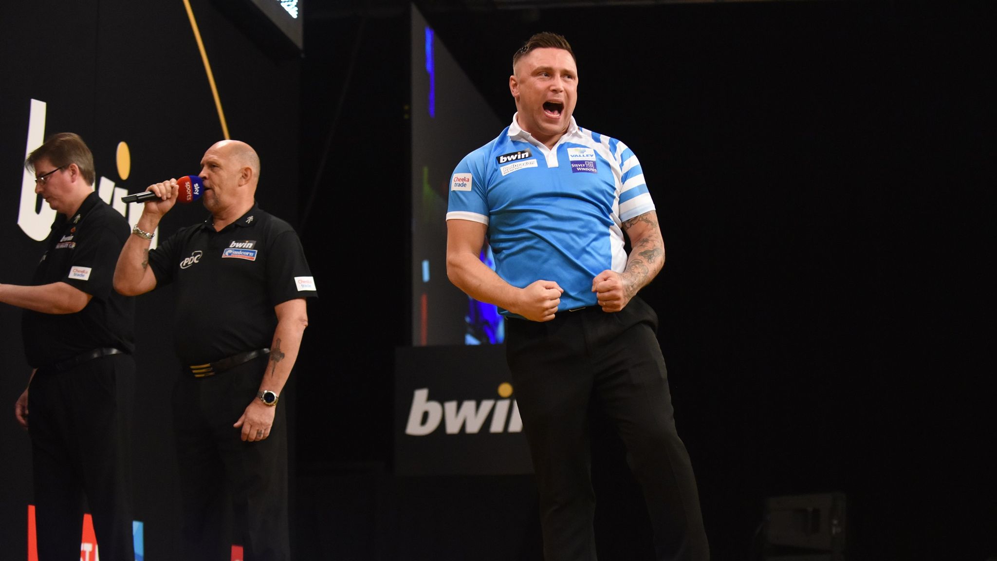 Grand Slam of Darts: Glen Durrant starts with opening day victory ...