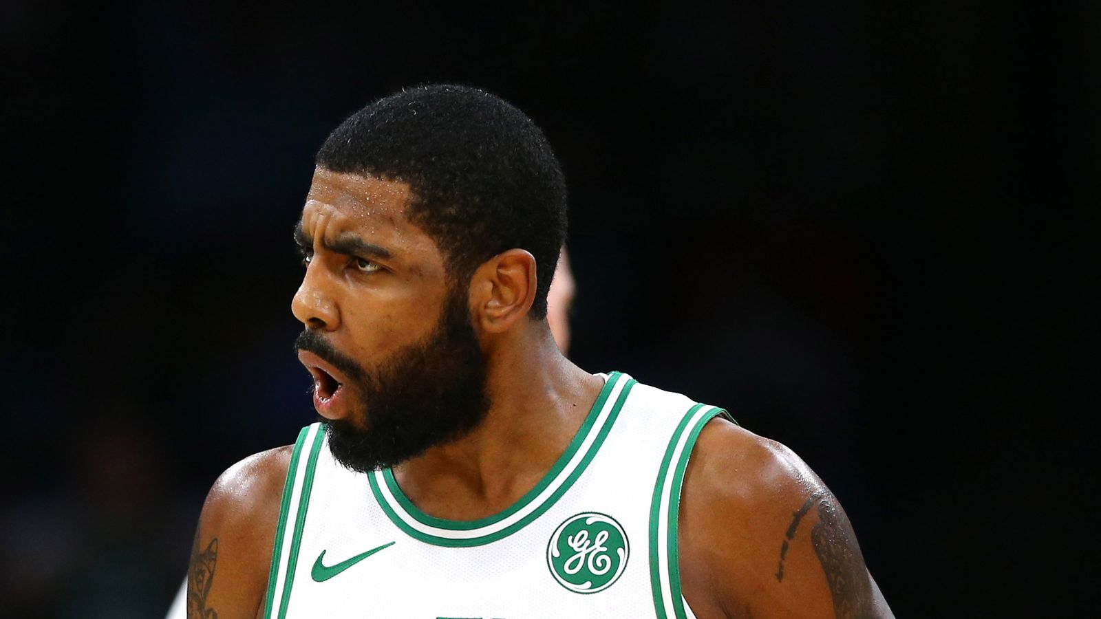 Kyrie Irving wrongfoots Washington Wizards defense before setting up ...