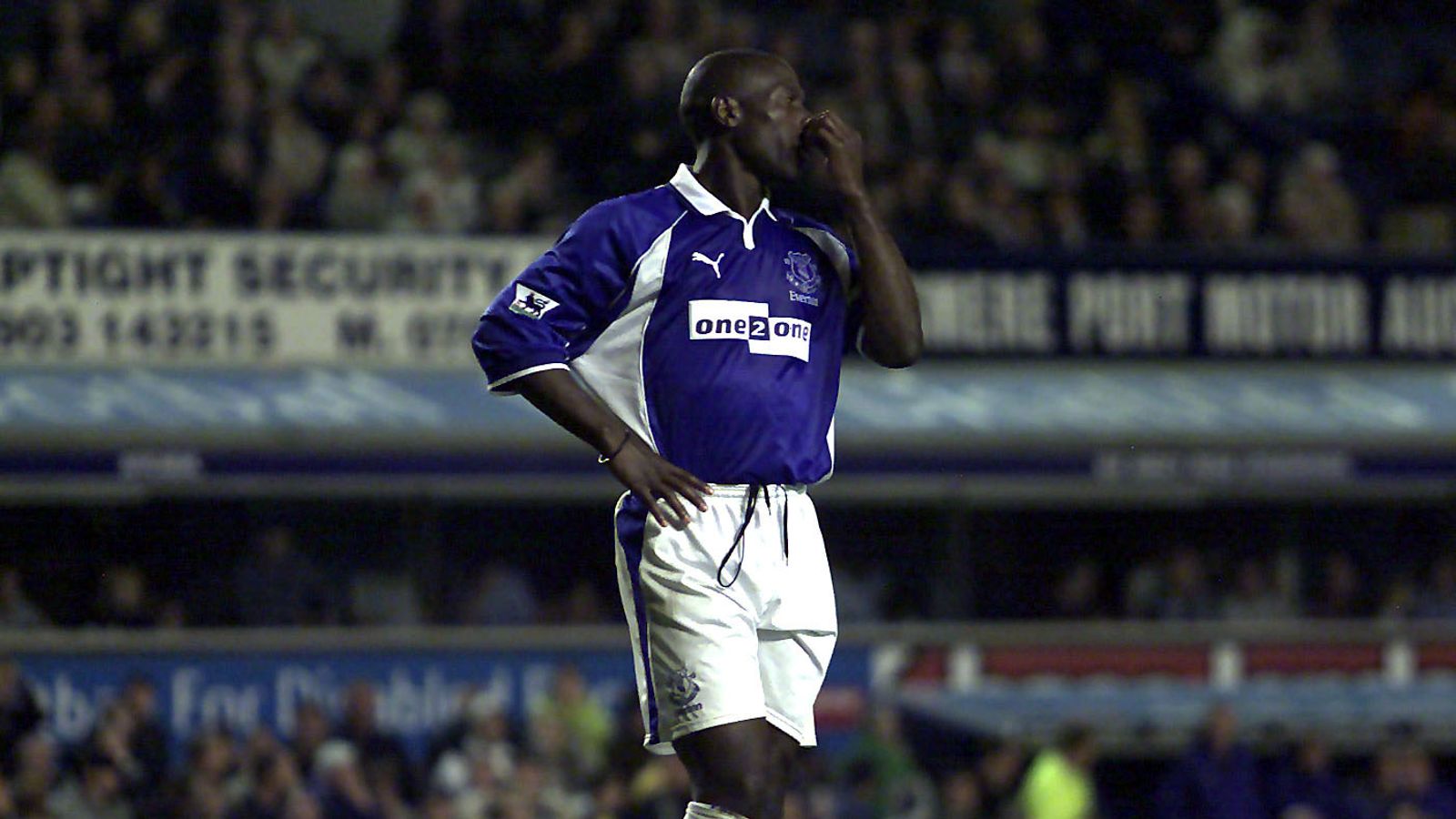 Kevin Campbell: Former Arsenal and Everton striker dies aged 54 ...