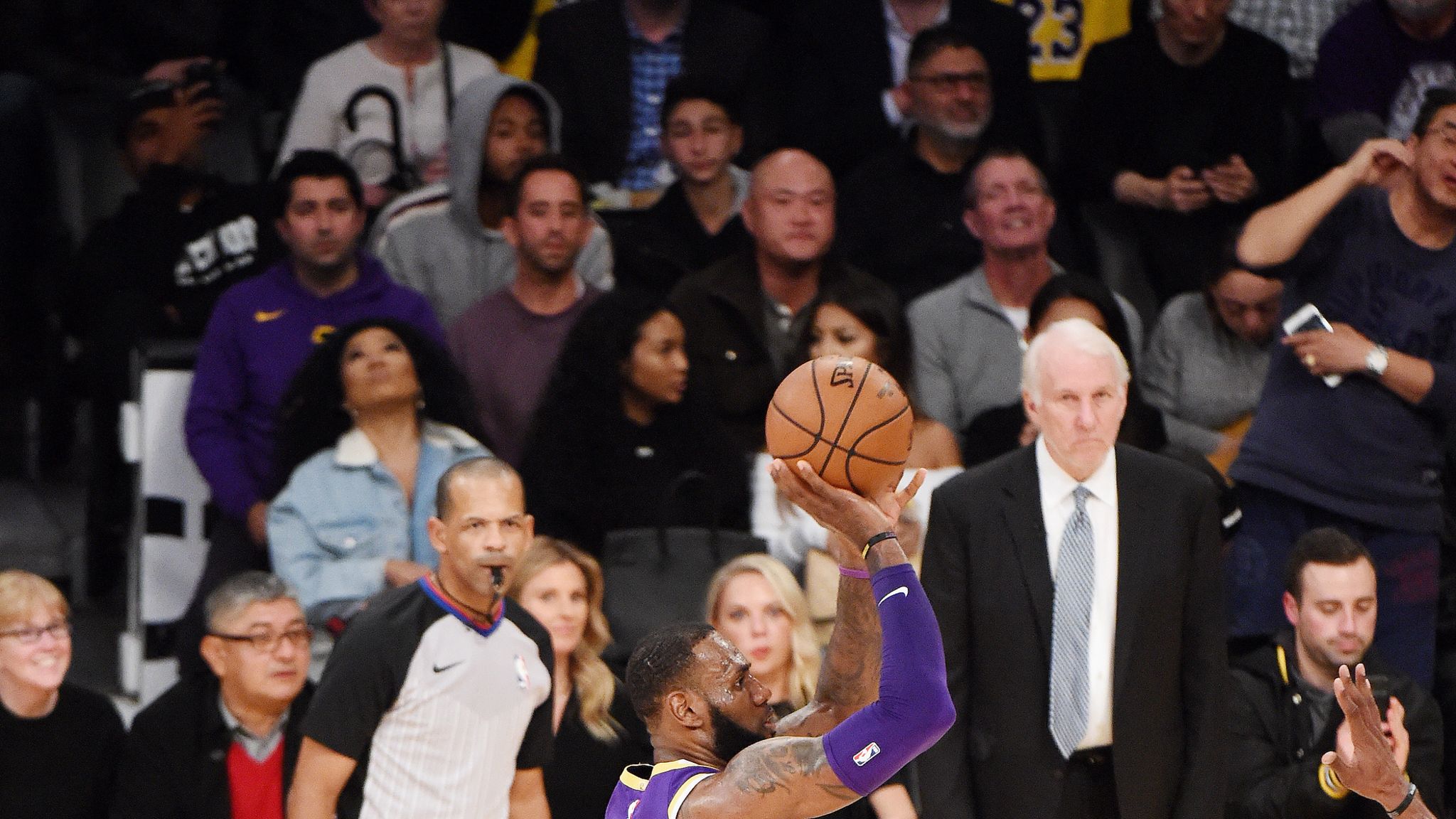 NBA round-up: LeBron James scores 42 points as Los Angeles Lakers beat ...