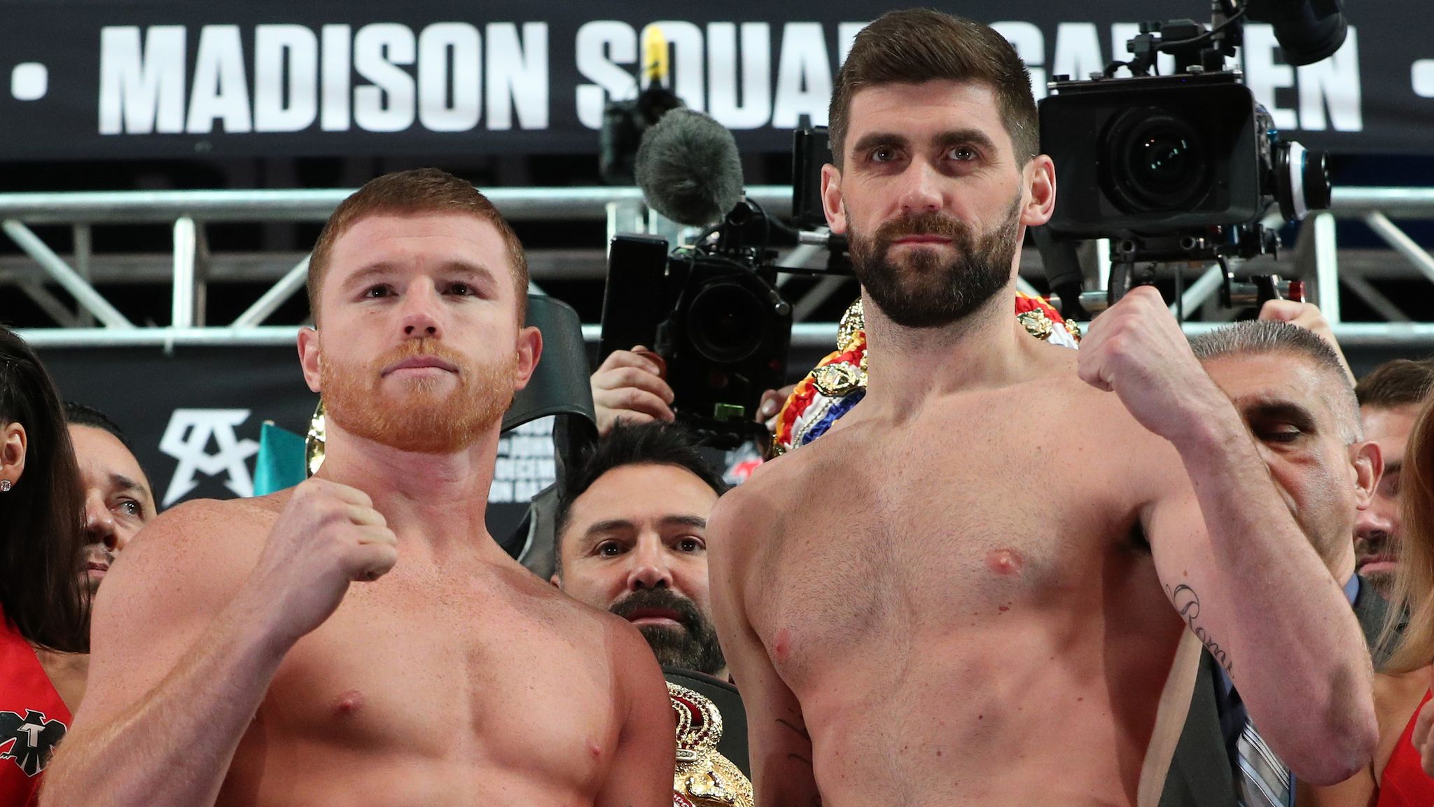 Canelo vs Fielding: Saul Alvarez lighter than Rocky Fielding on super ...