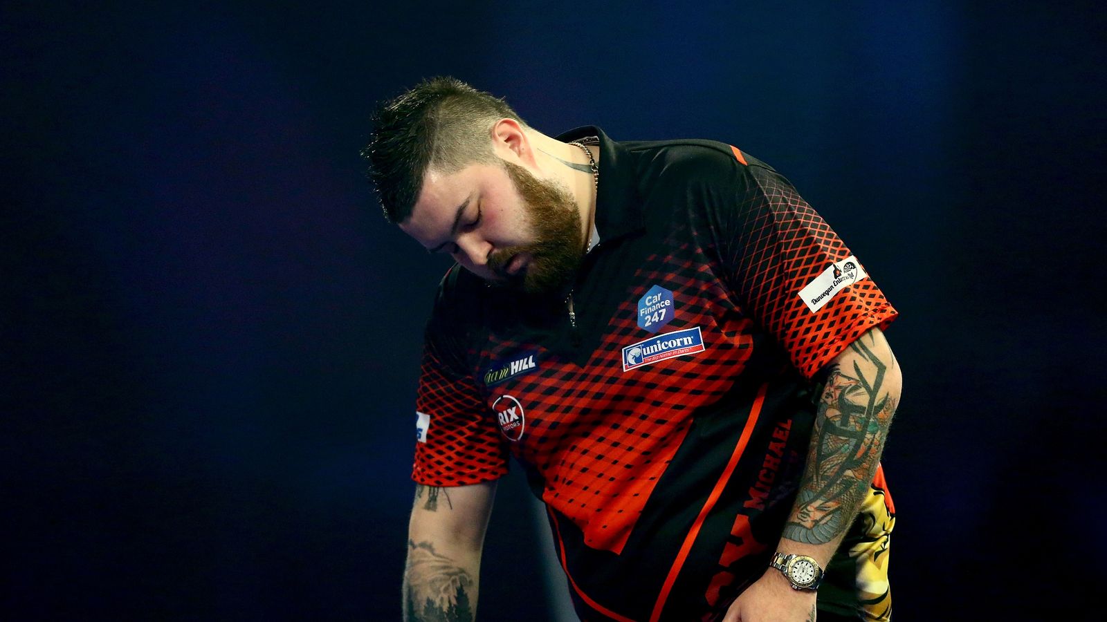 Michael van Gerwen beats Michael Smith to win PDC World Darts ...