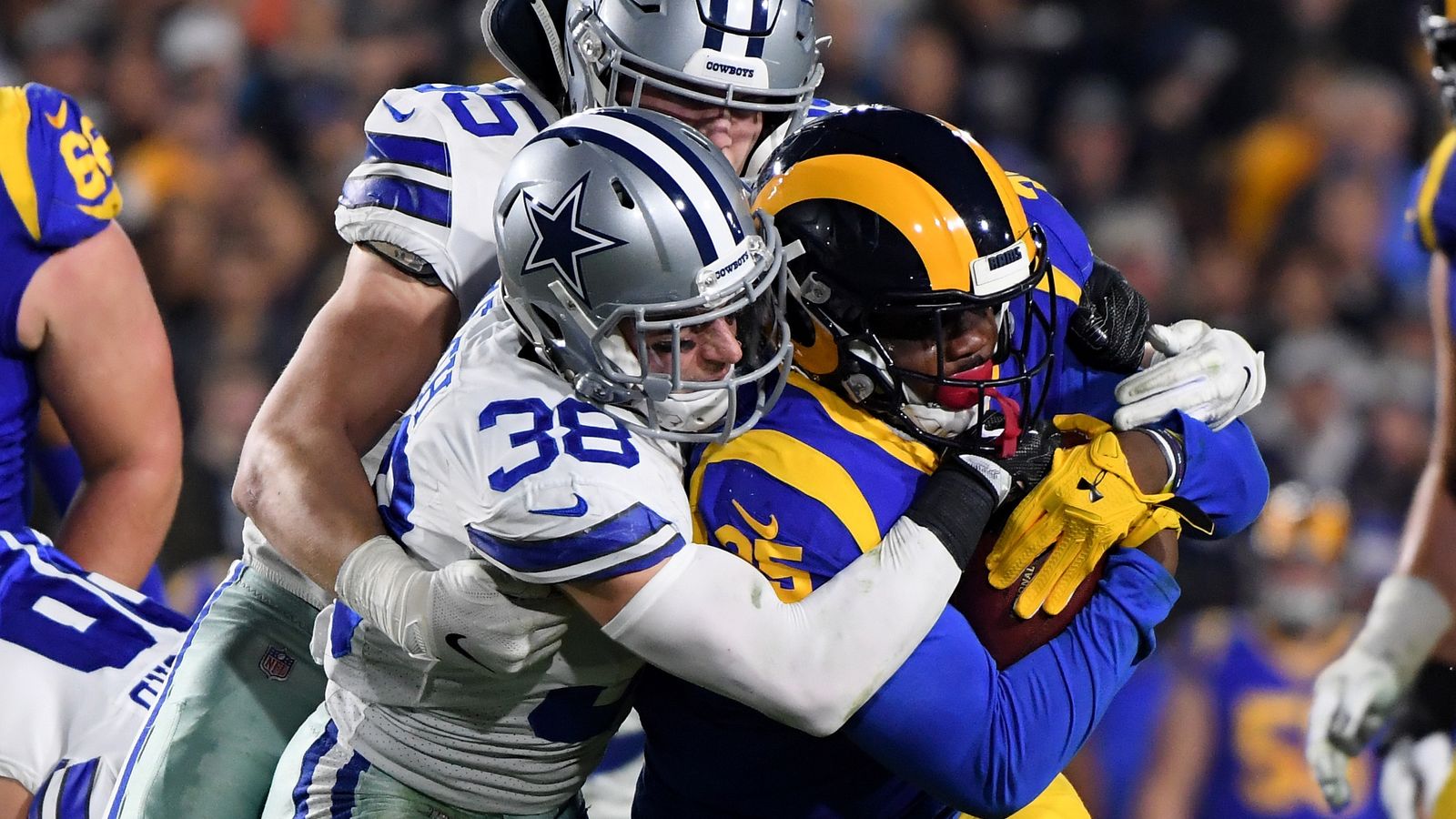Dallas Cowboys 22-30 Los Angeles Rams: Rams run over Cowboys to advance ...