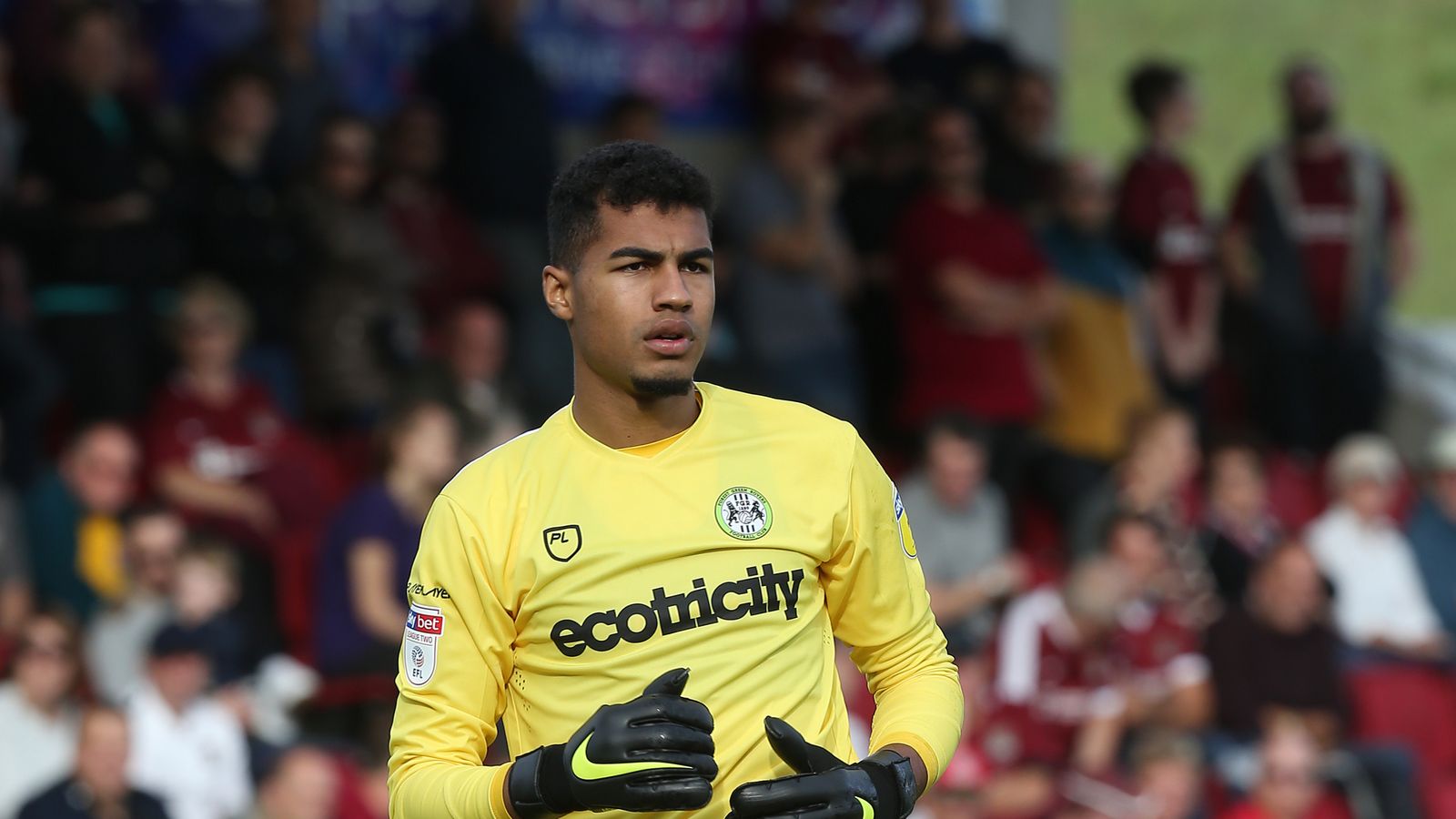 Robert Sanchez returns to Brighton, Ben Barclay loaned to Notts County ...