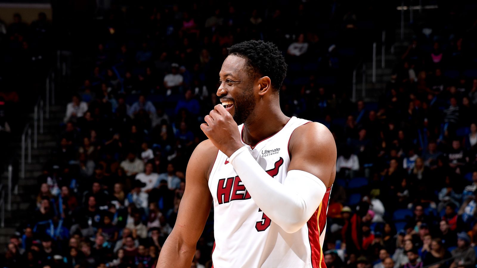 Jeremy Lin starred as Atlanta Hawks defeated Miami Heat | NBA News ...