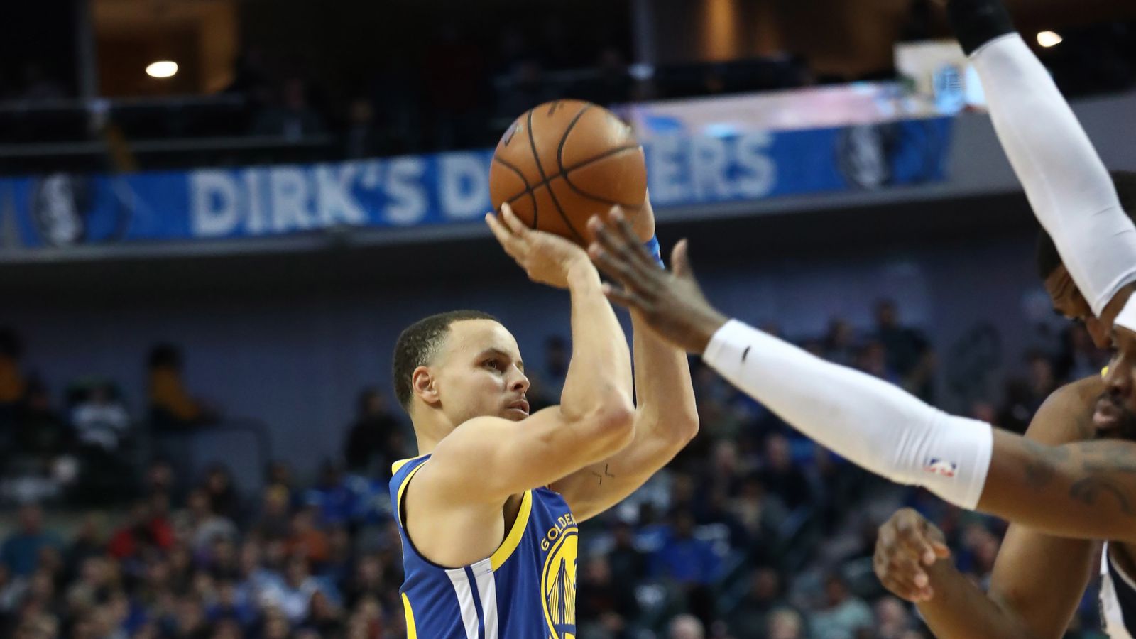 Stephen Curry fires up for 48 points in Golden State Warriors win over Dallas Mavericks | NBA ...