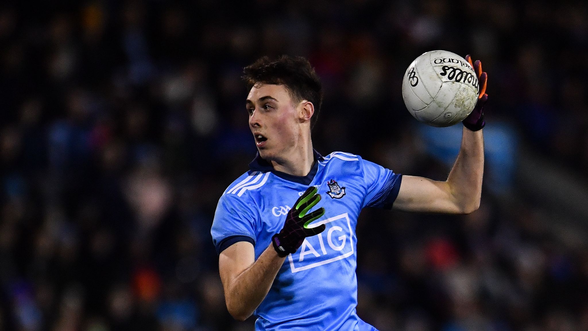 UCD boss John Divilly backs Darren Gavin for Dublin midfield berth ...