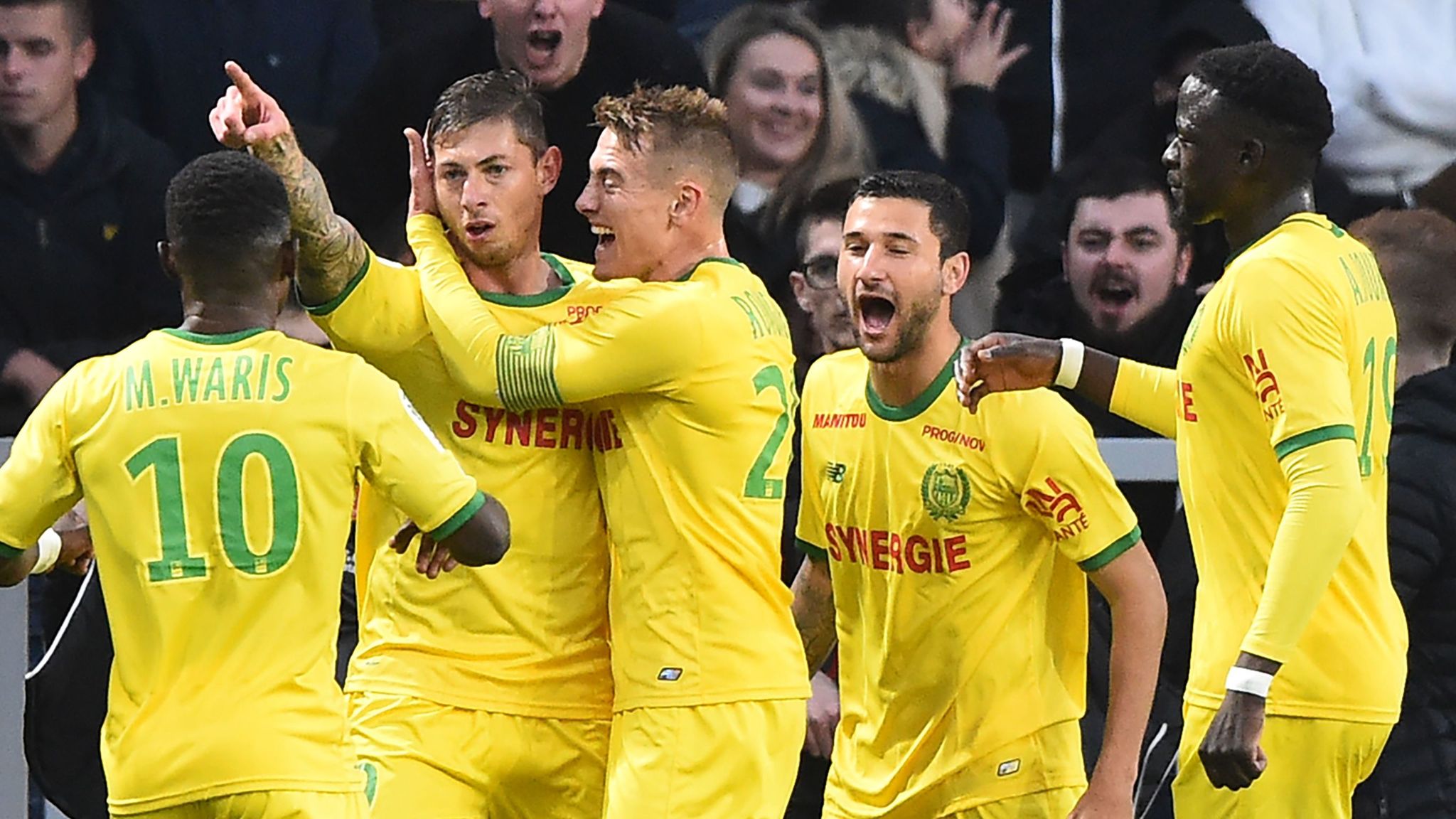 Emiliano Sala and Cardiff enjoy 'constructive' talks as Nantes striker ...