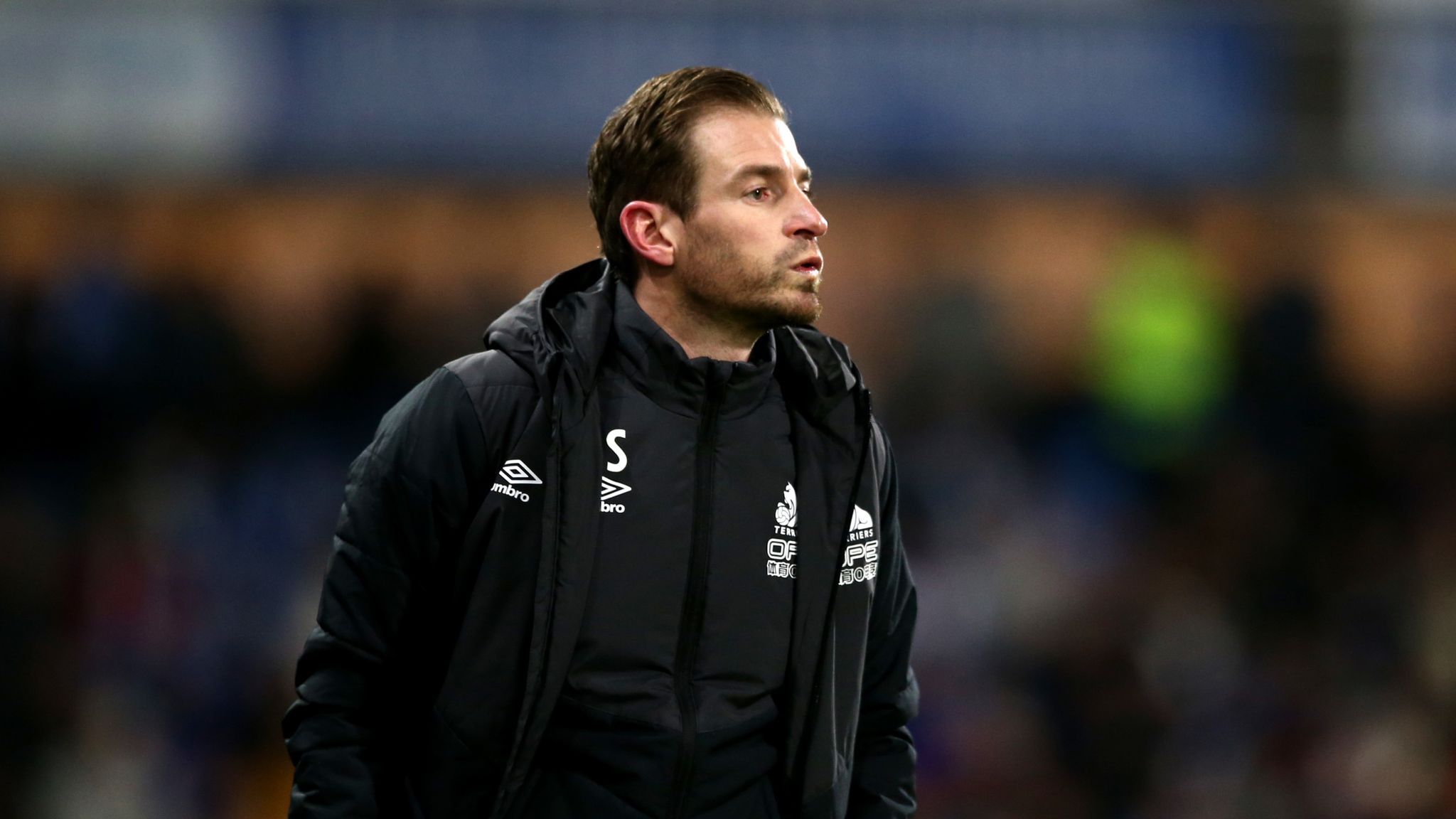 Chelsea can be vulnerable, says Huddersfield boss Jan Siewert ...