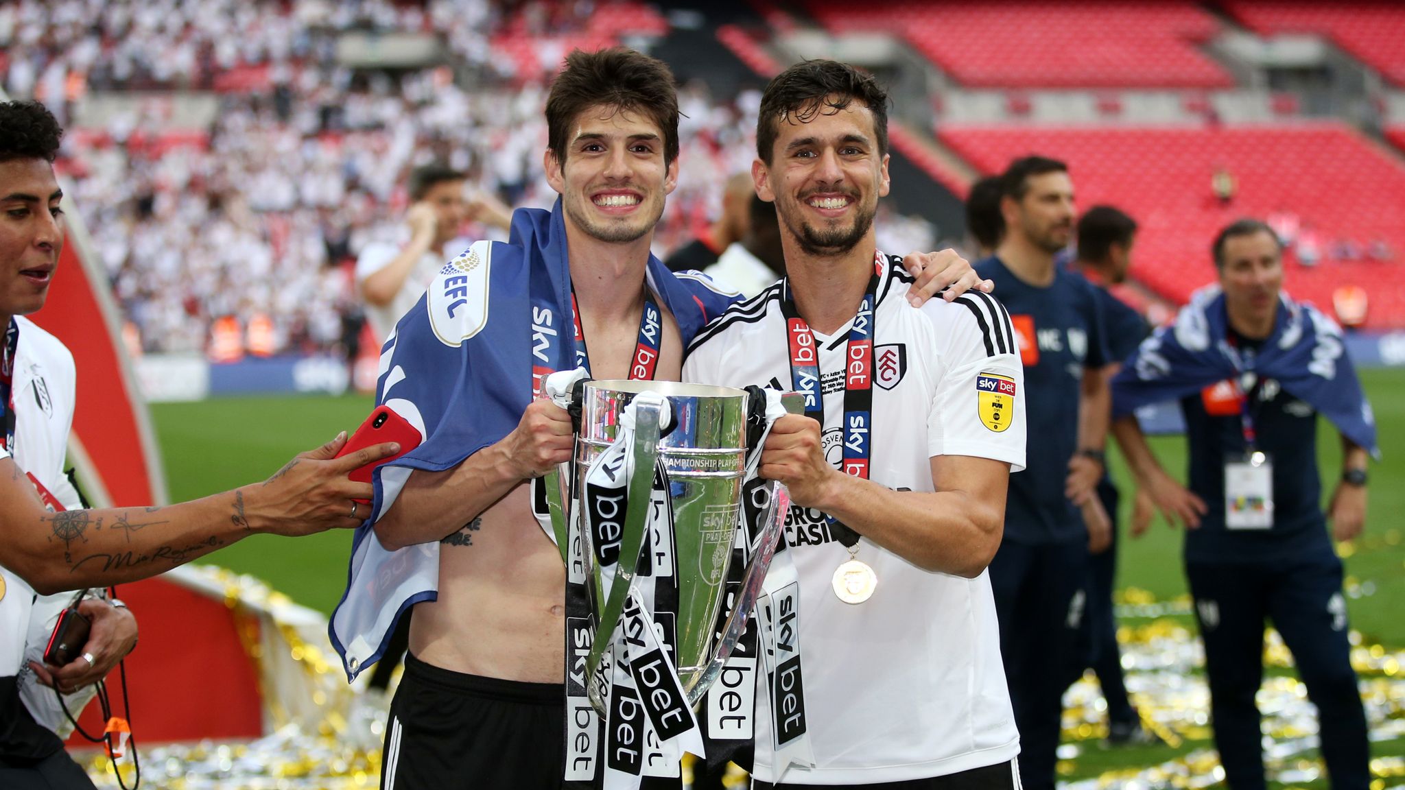 Chelsea midfielder Lucas Piazon in Italy ahead of loan move to Chievo ...