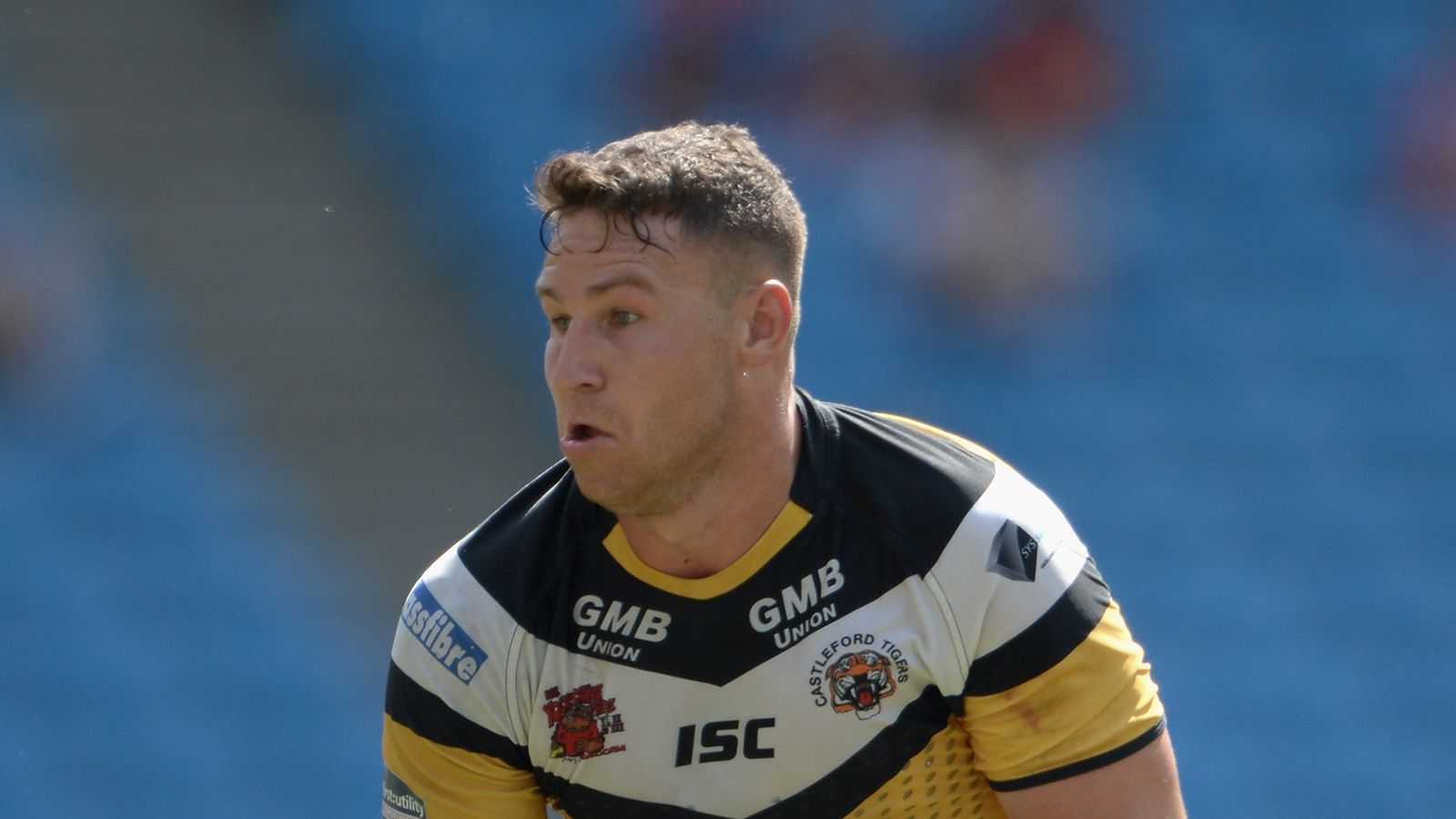 Castleford Tigers half-back Jamie Ellis ruled out for six months with a ...