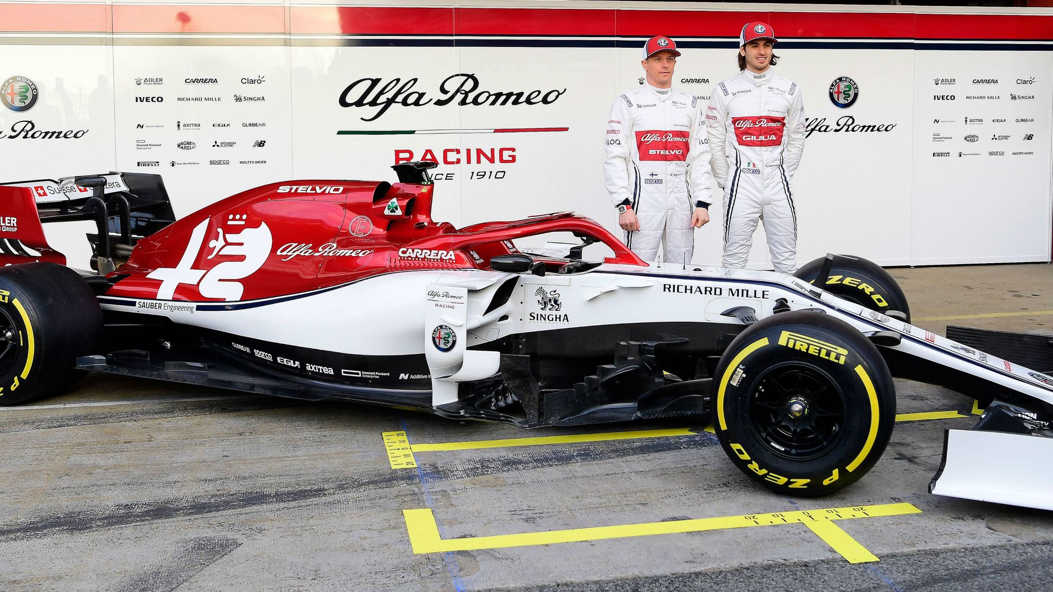 F1 Testing: Alfa Romeo reveal new livery and car, the C38 | F1 News ...