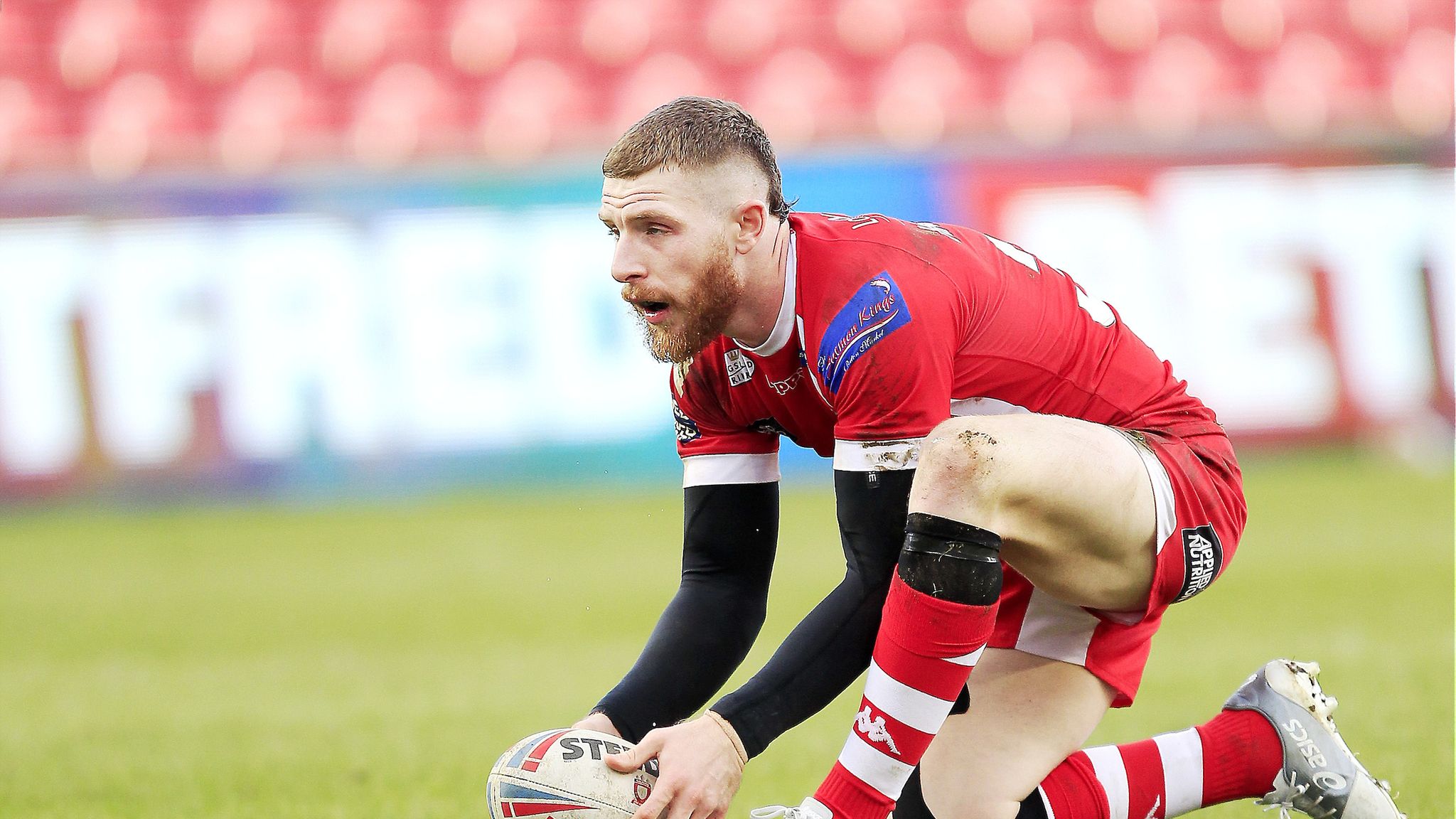Salford Red Devils' Jackson Hastings says he's 'definitely not signed ...