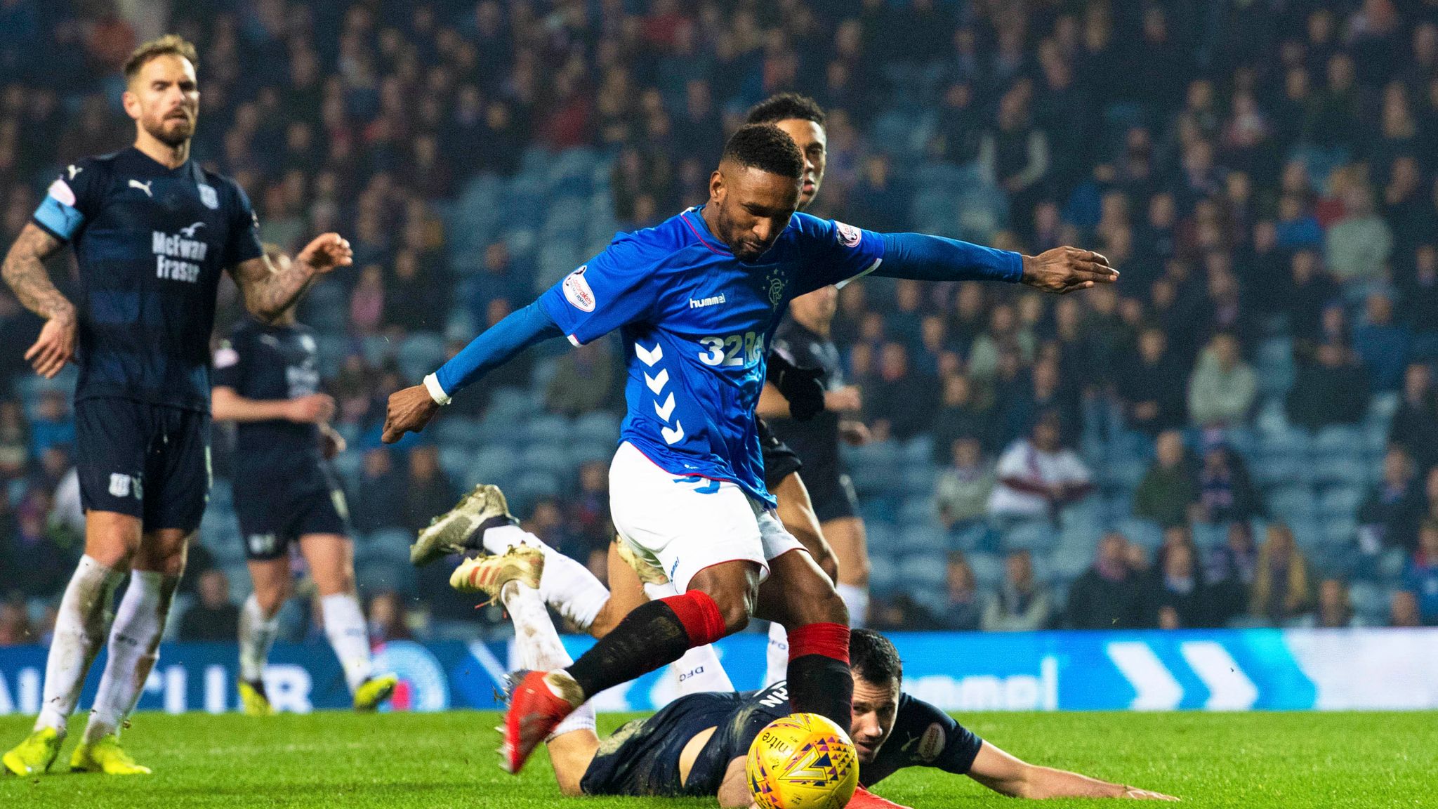 Jermain Defoe a dream for Rangers midfield, says Steven Gerrard ...