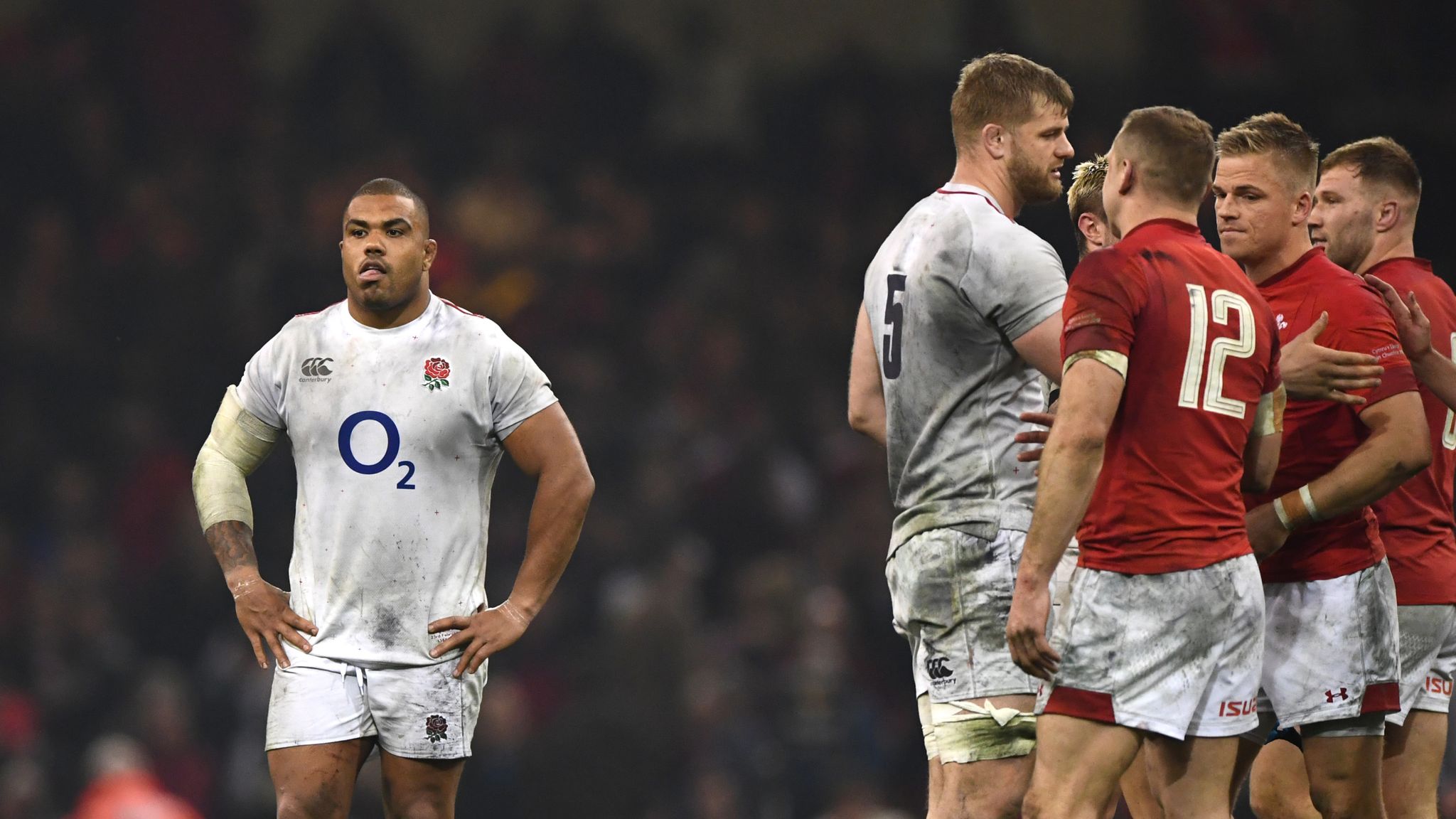 Kyle Sinckler defended by Will Carling over criticism after England ...