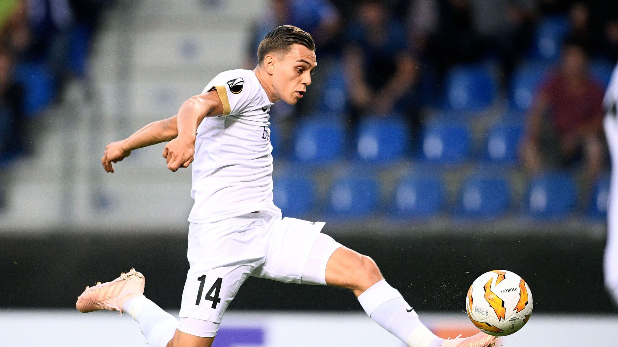 Brighton in talks to sign Genk captain Leandro Trossard | Football News ...
