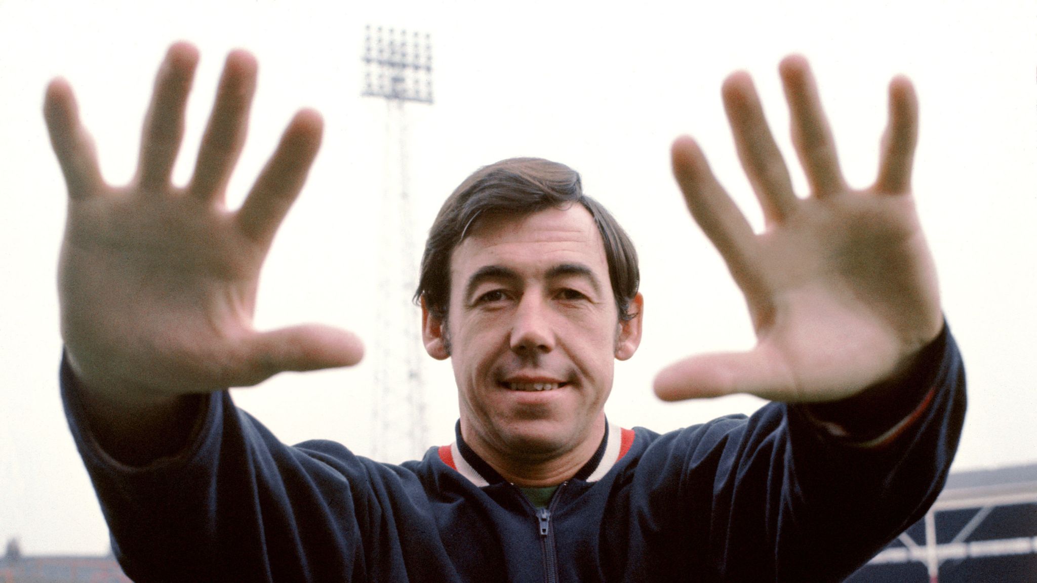 Gordon Banks 1937-2019: England's World Cup winner remembered ...