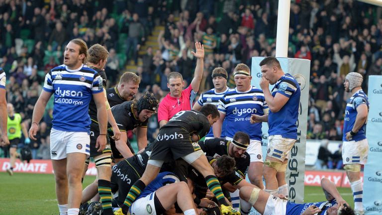Premiership round-up: Late Northampton Saints try stuns Bath | Rugby ...