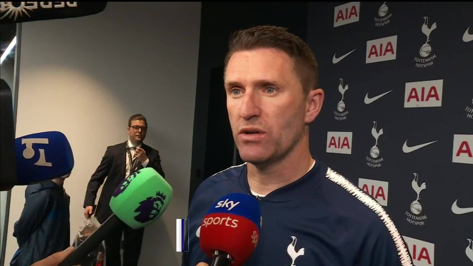 Spurs Legends love new stadium | Football News | Sky Sports