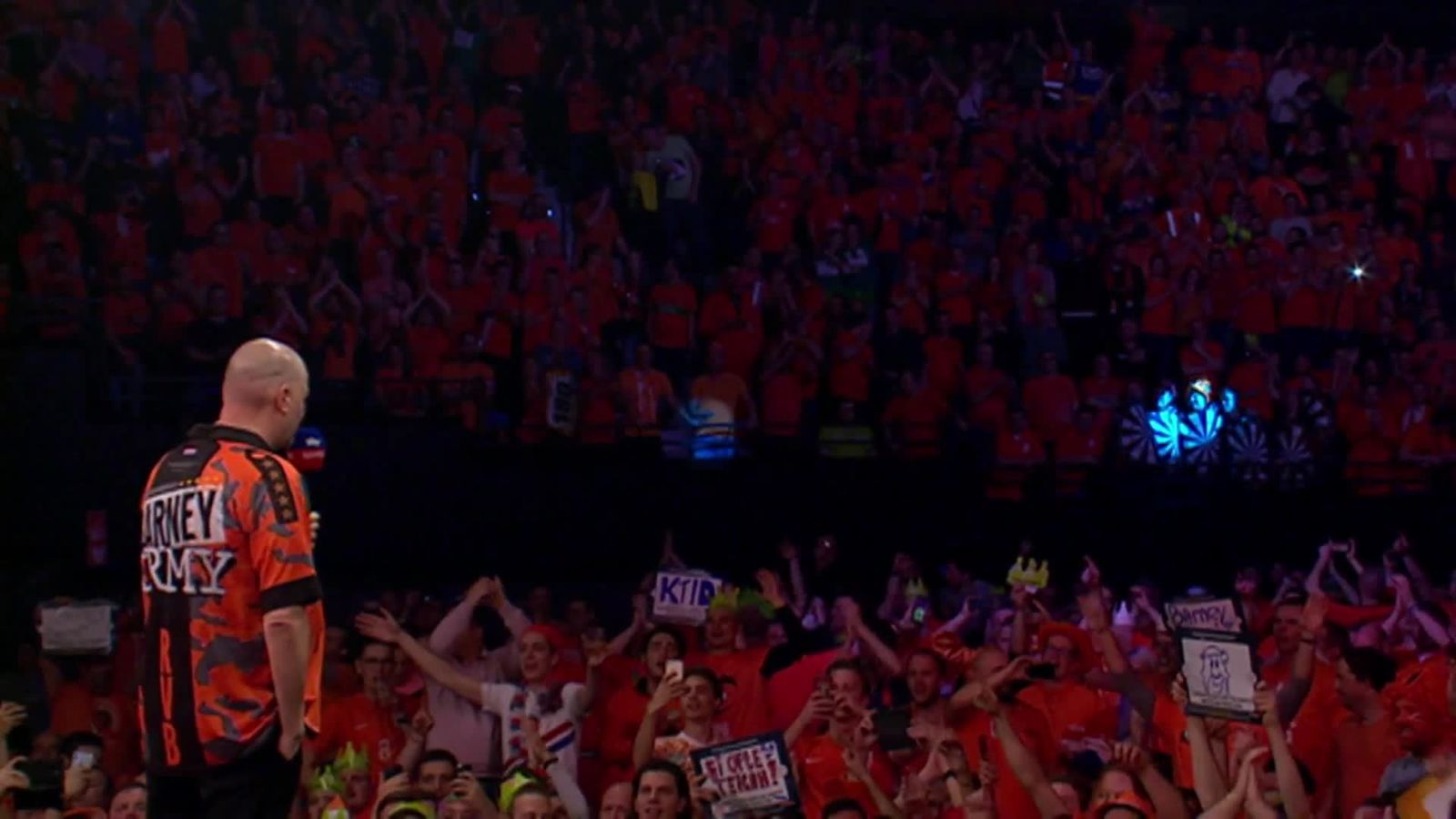 Barney says goodbye to fans | Darts News | Sky Sports