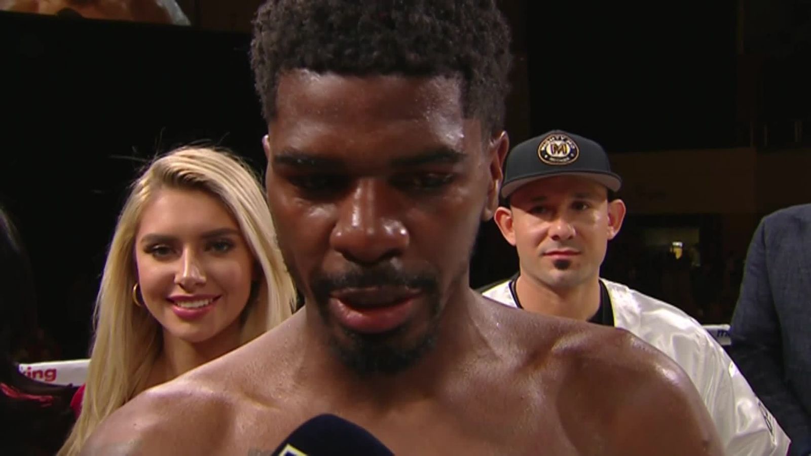 Mighty Mo eases to victory | Boxing News | Sky Sports