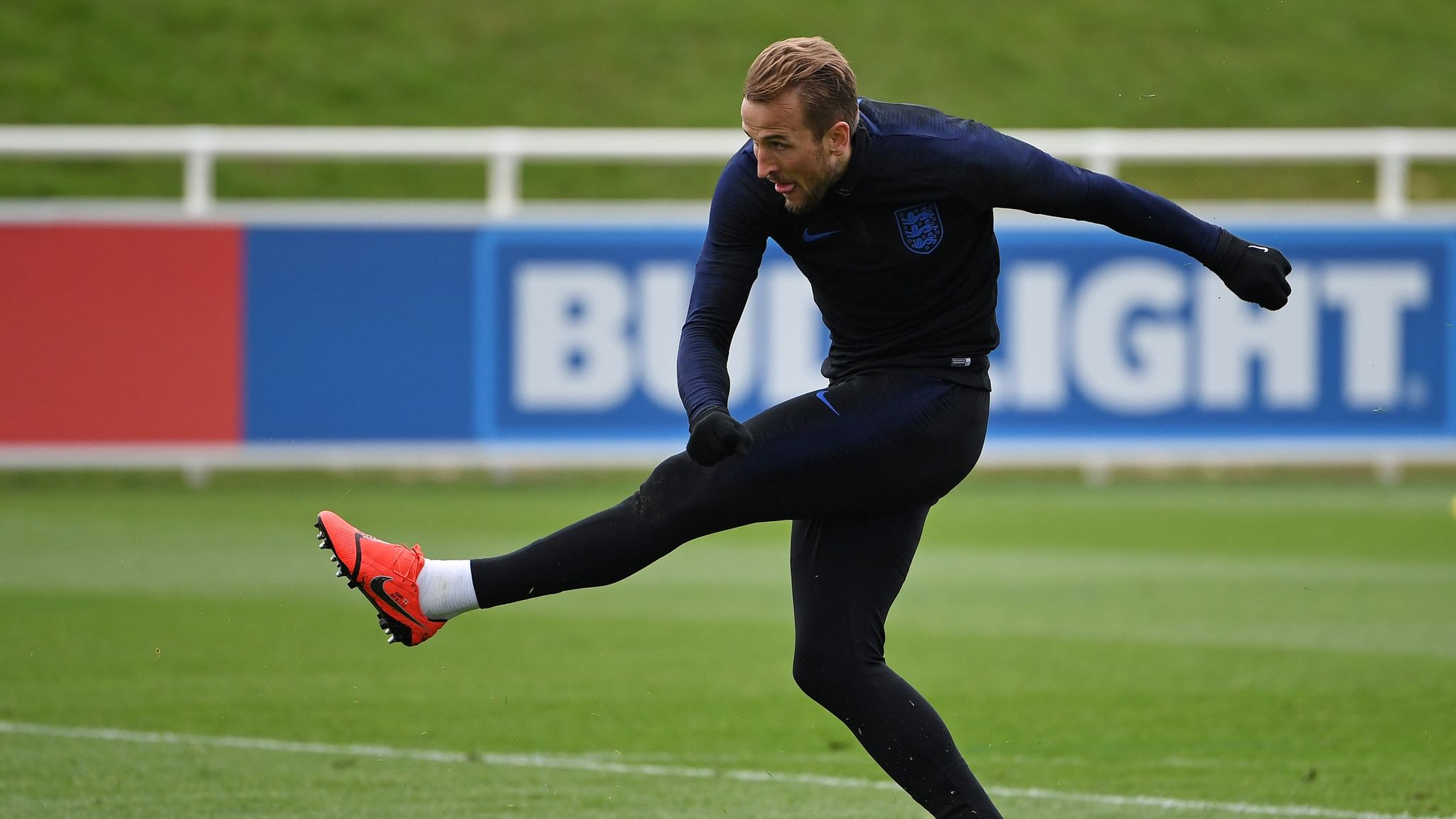 Harry Kane says Callum Hudson-Odoi will be keen to make most of England ...