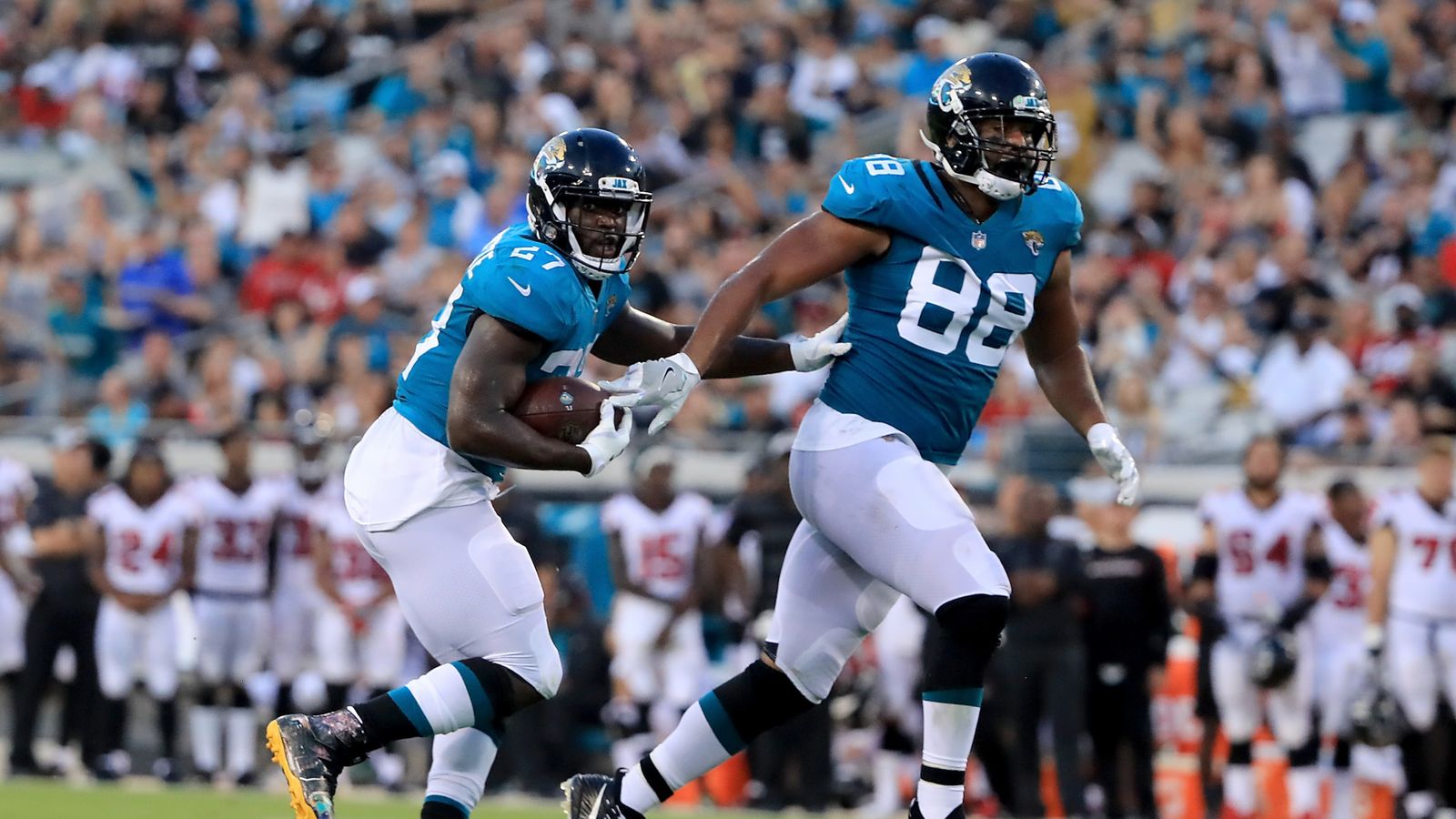 New England Patriots sign free agent tight end Austin Seferian-Jenkins ...