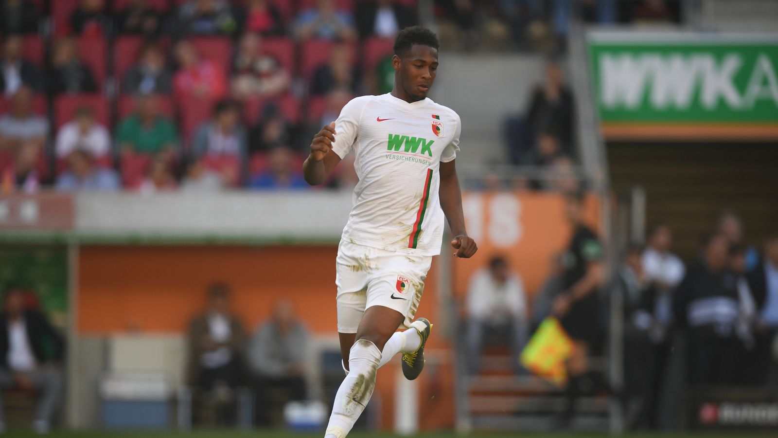 Reece Oxford set to leave West Ham for Augsburg in £3m deal | Football ...