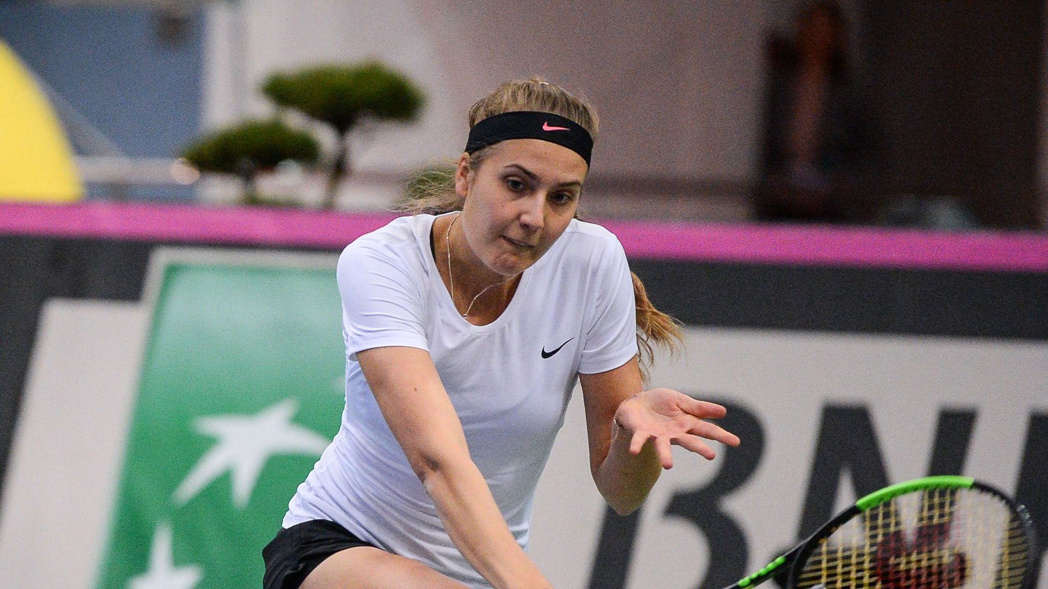 Alexander Zverev makes winning start to his campaign at Grand Prix ...