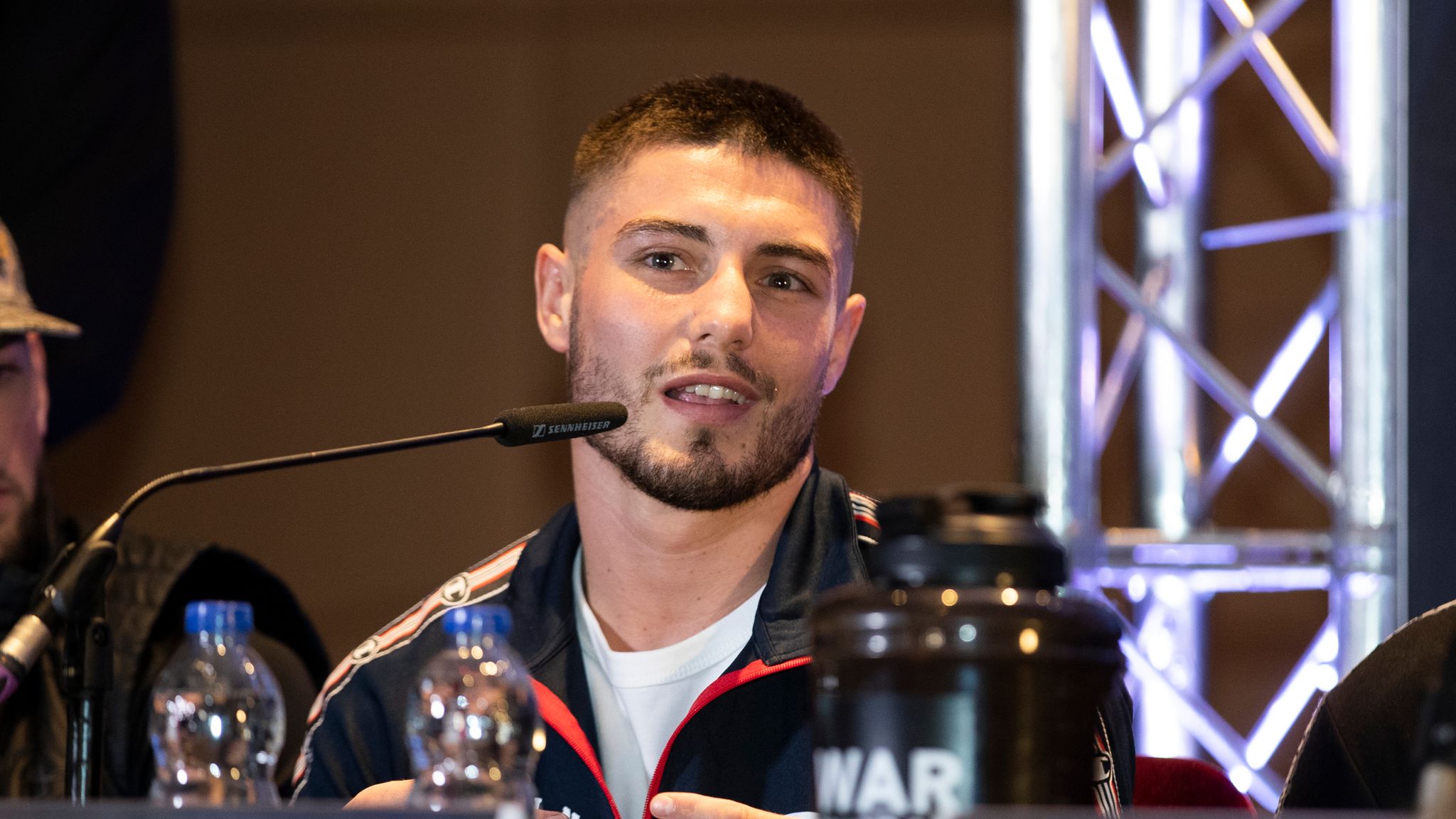 Joshua vs Ruiz Jr: Josh Kelly can showcase skills against Ray Robinson ...