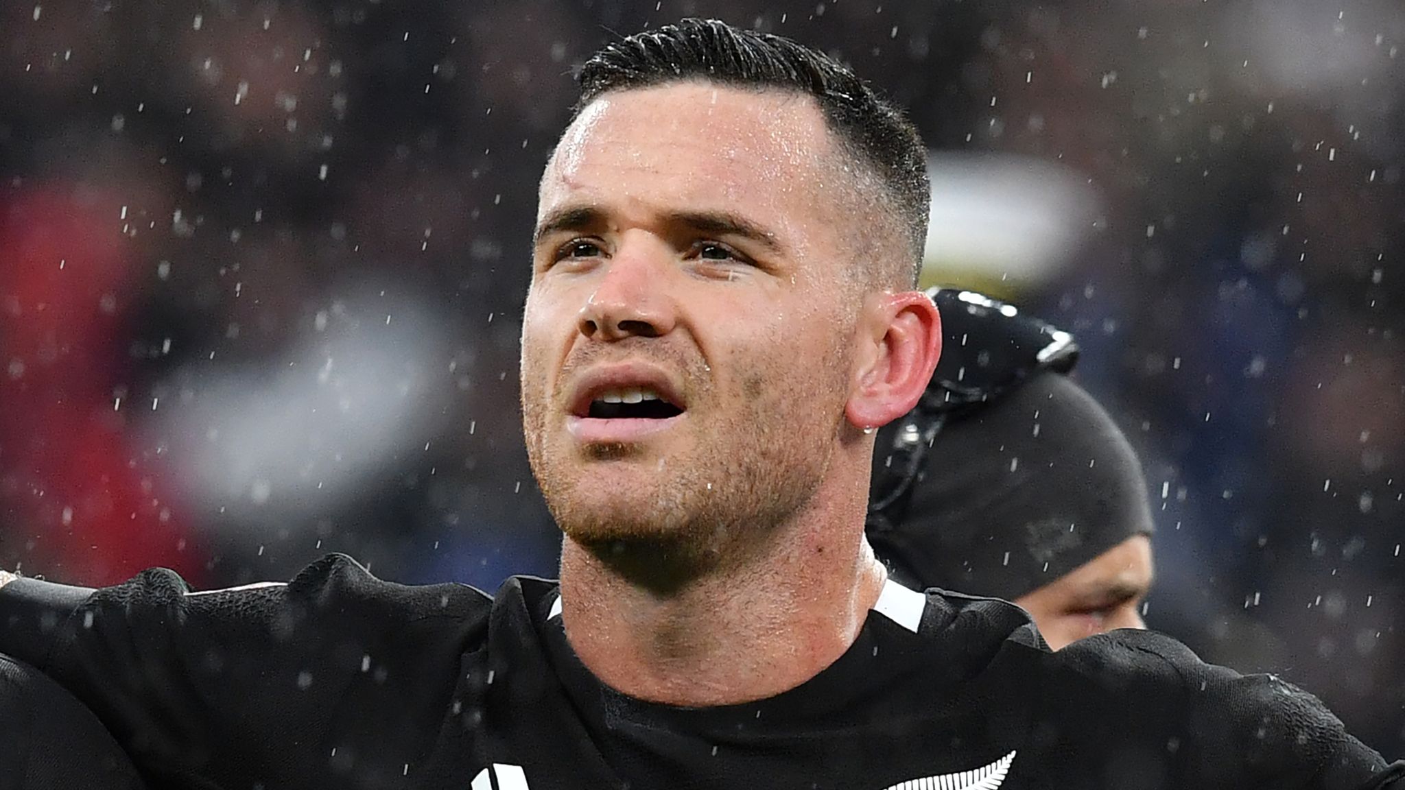 All Blacks scrum-half Aaron Smith re-signs with New Zealand until 2021 ...