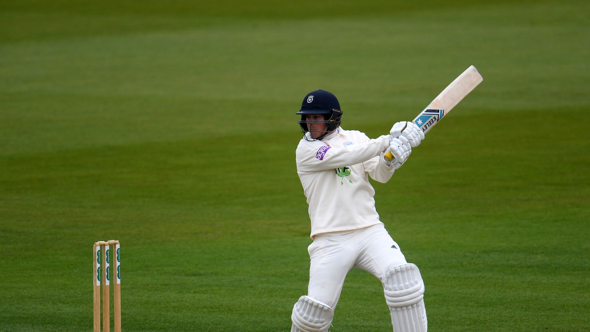 County Championship round-up: Hampshire edge ahead of Yorkshire ...