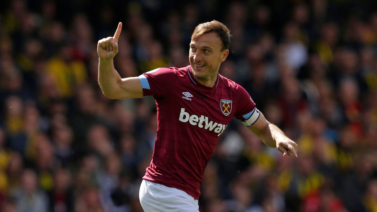 Watford 1-4 West Ham: Mark Noble double downs 10-man Hornets | Football ...