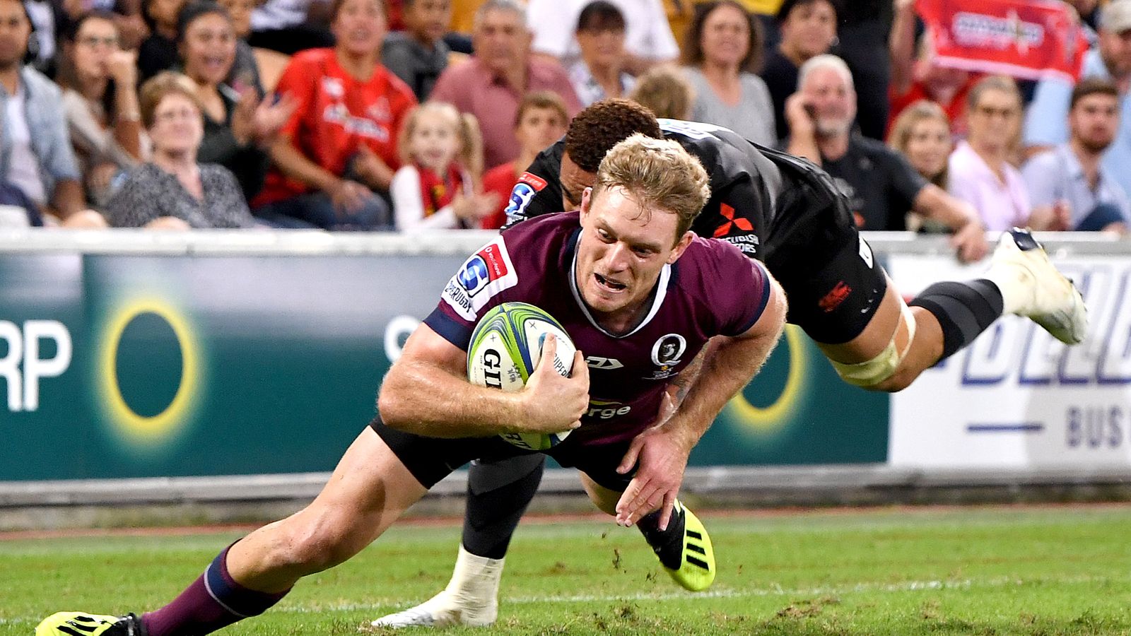 Super Rugby's Friday round-up: Crusaders rescue draw; Reds beat ...