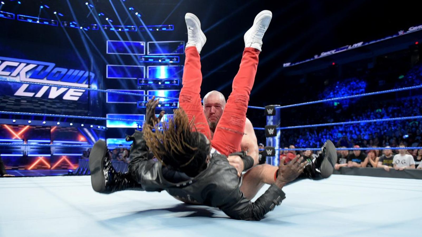 WATCH: WWE SmackDown highlights - the best moves and moments from this ...