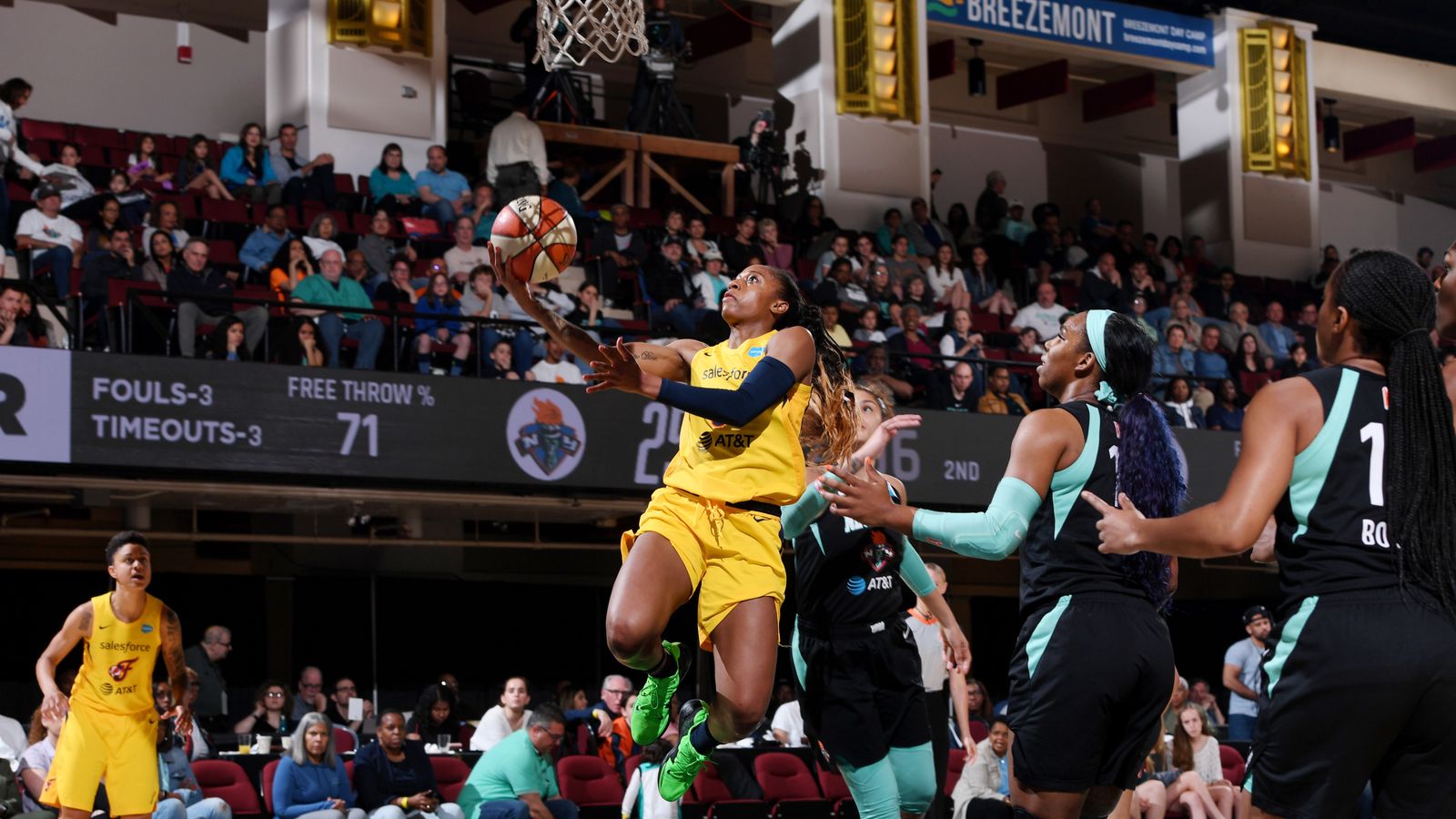 Indiana Fever rookie Teaira McCowan hits winning buzzer-beater against ...