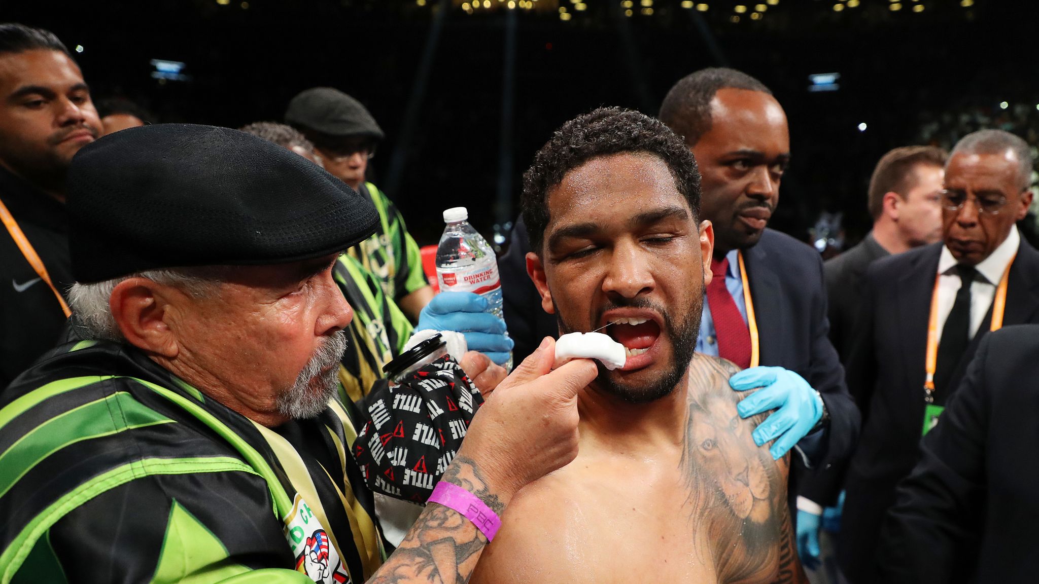 Wilder vs Breazeale: Deontay Wilder blows away Dominic Breazeale to ...