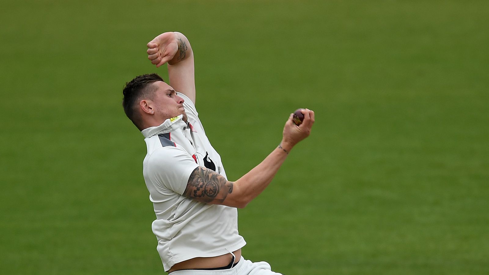 Harry Podmore and Ollie Rayner bowl Kent to impressive win over ...