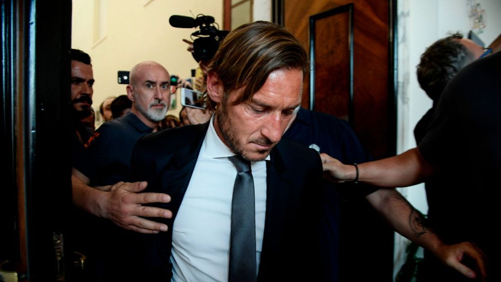 Francesco Totti criticises Roma owners after resigning as club director ...