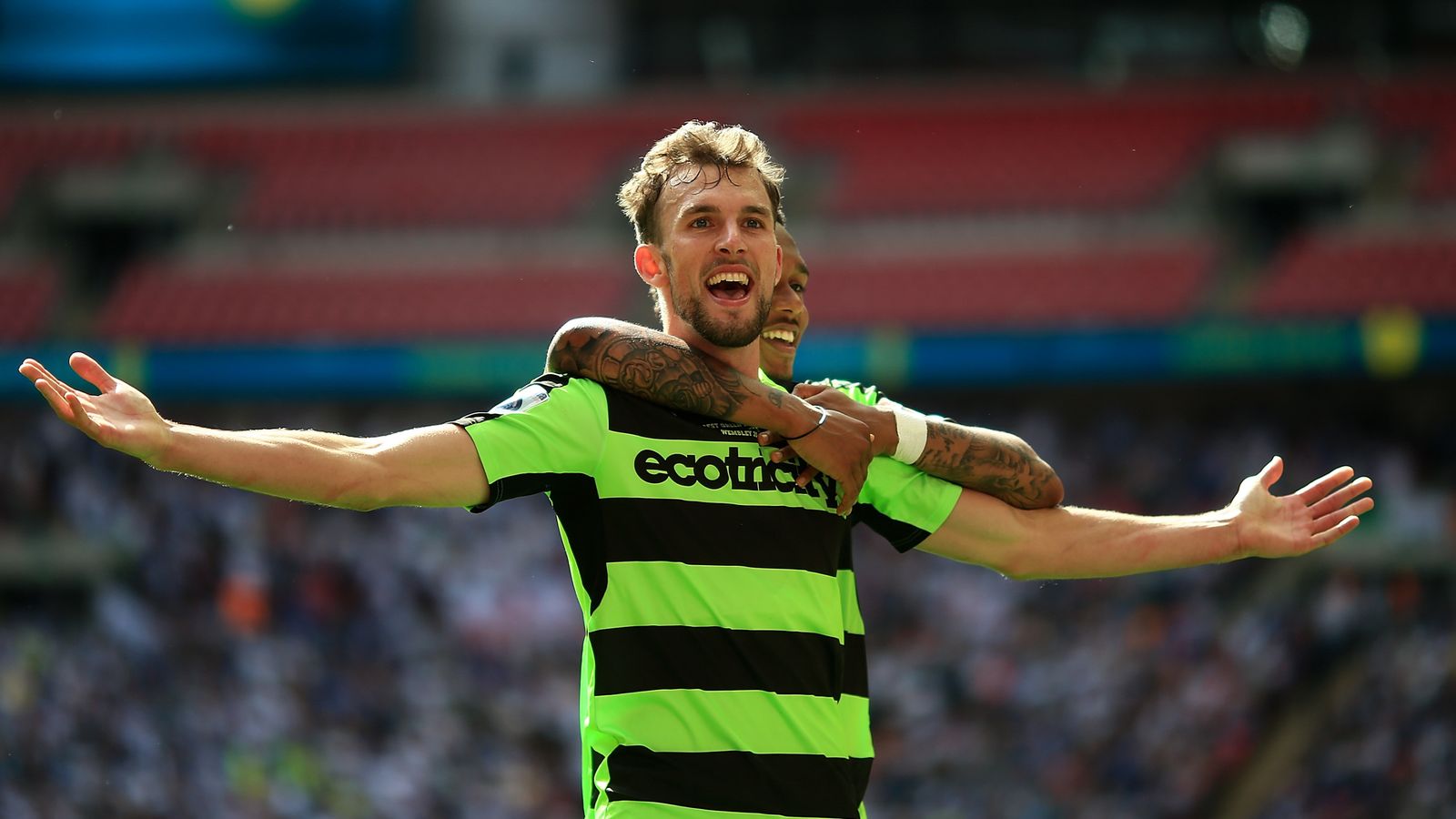 Hibernian set to announce Tom James and Christian Doidge signings ...